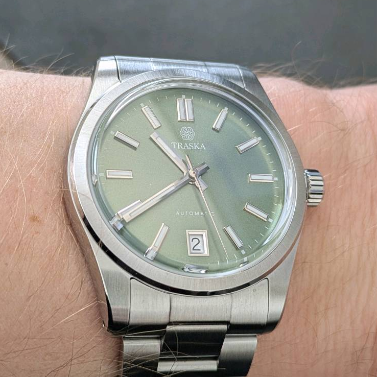 Traska Commuter 36 | WatchCrunch