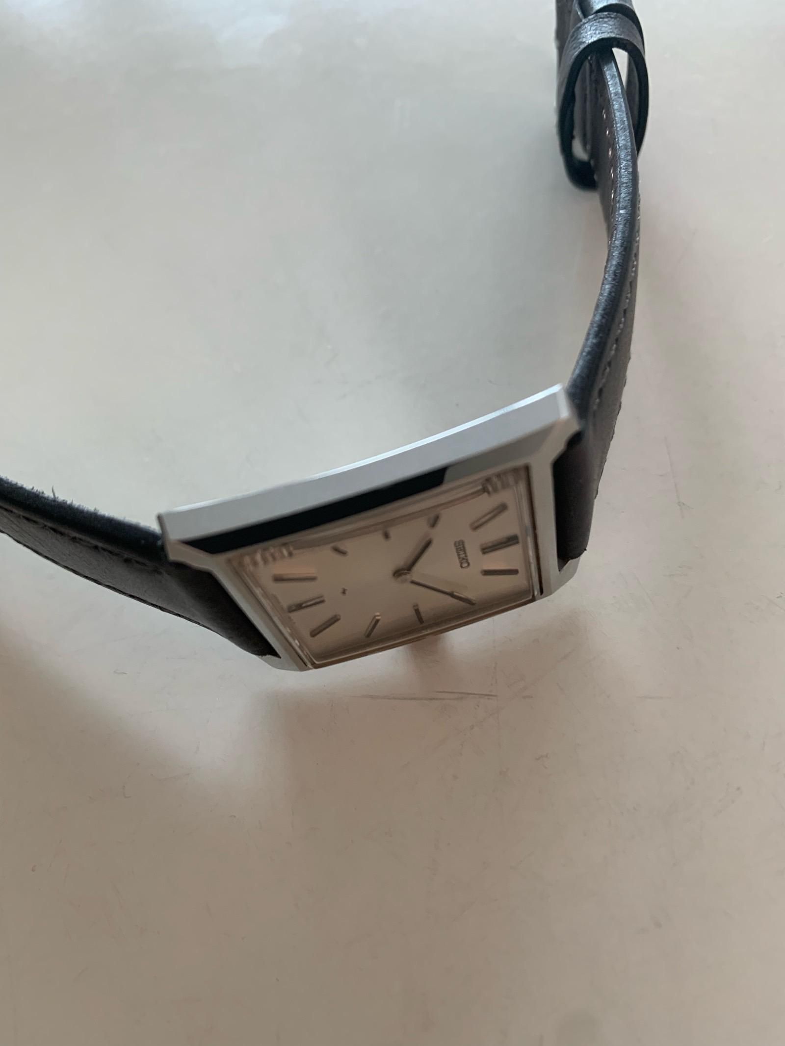 Seiko Chariot Tank | WatchCrunch