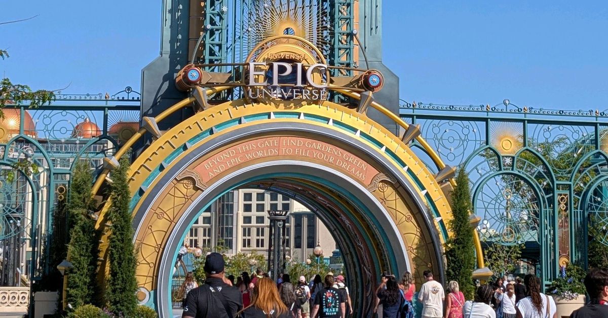 The Chronos from Epic Universe | WatchCrunch