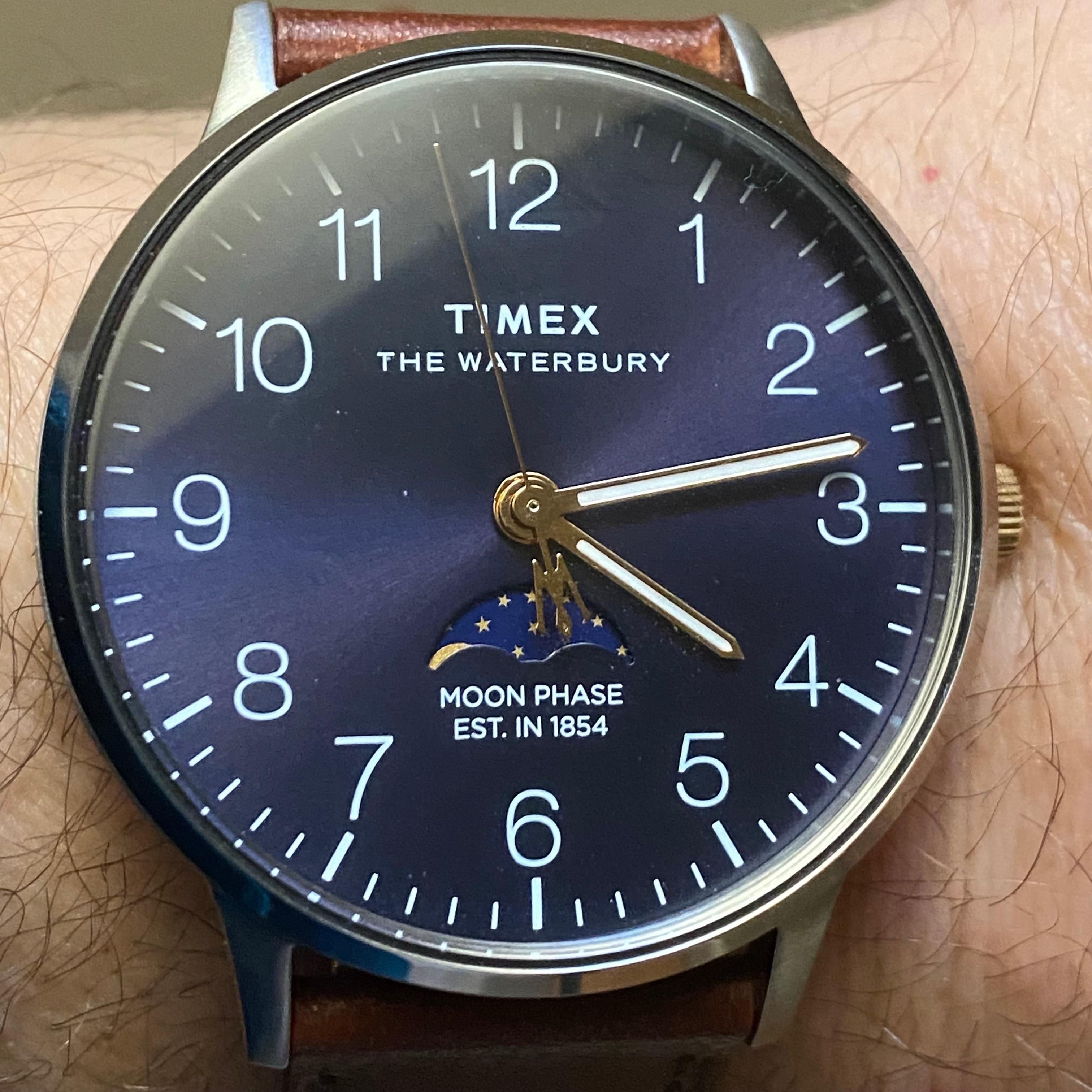 Waterbury Heritage Chronograph 39mm | WatchCrunch