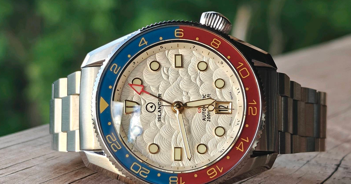 Islander Watch in an Island | WatchCrunch