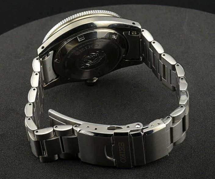 A Deep Dive Review of the New Seiko SPB455 | WatchCrunch