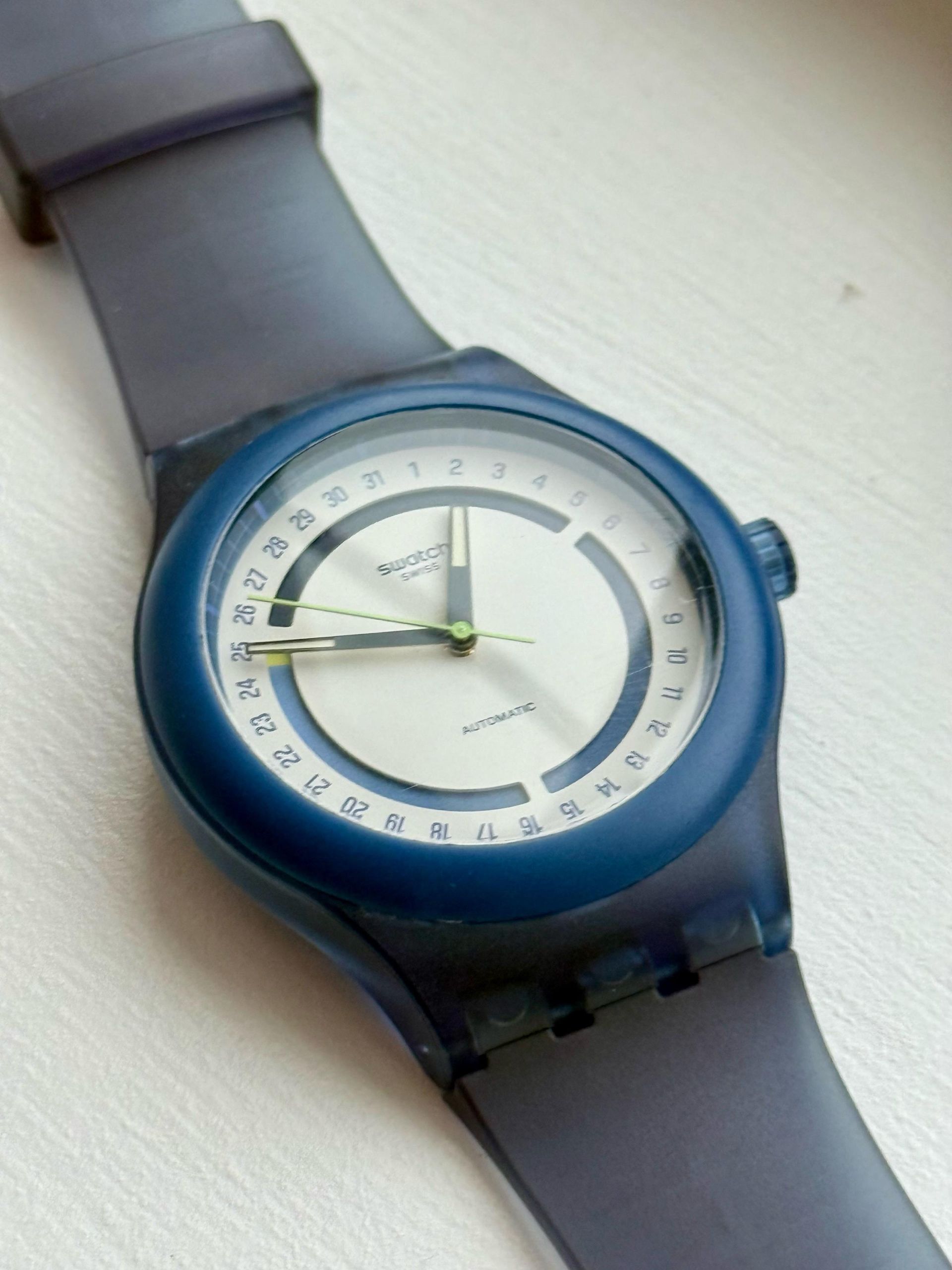 Pre-Owned Swatch SISTEM51 HODINKEE STOPLIGHT NEON REMIX For Sale