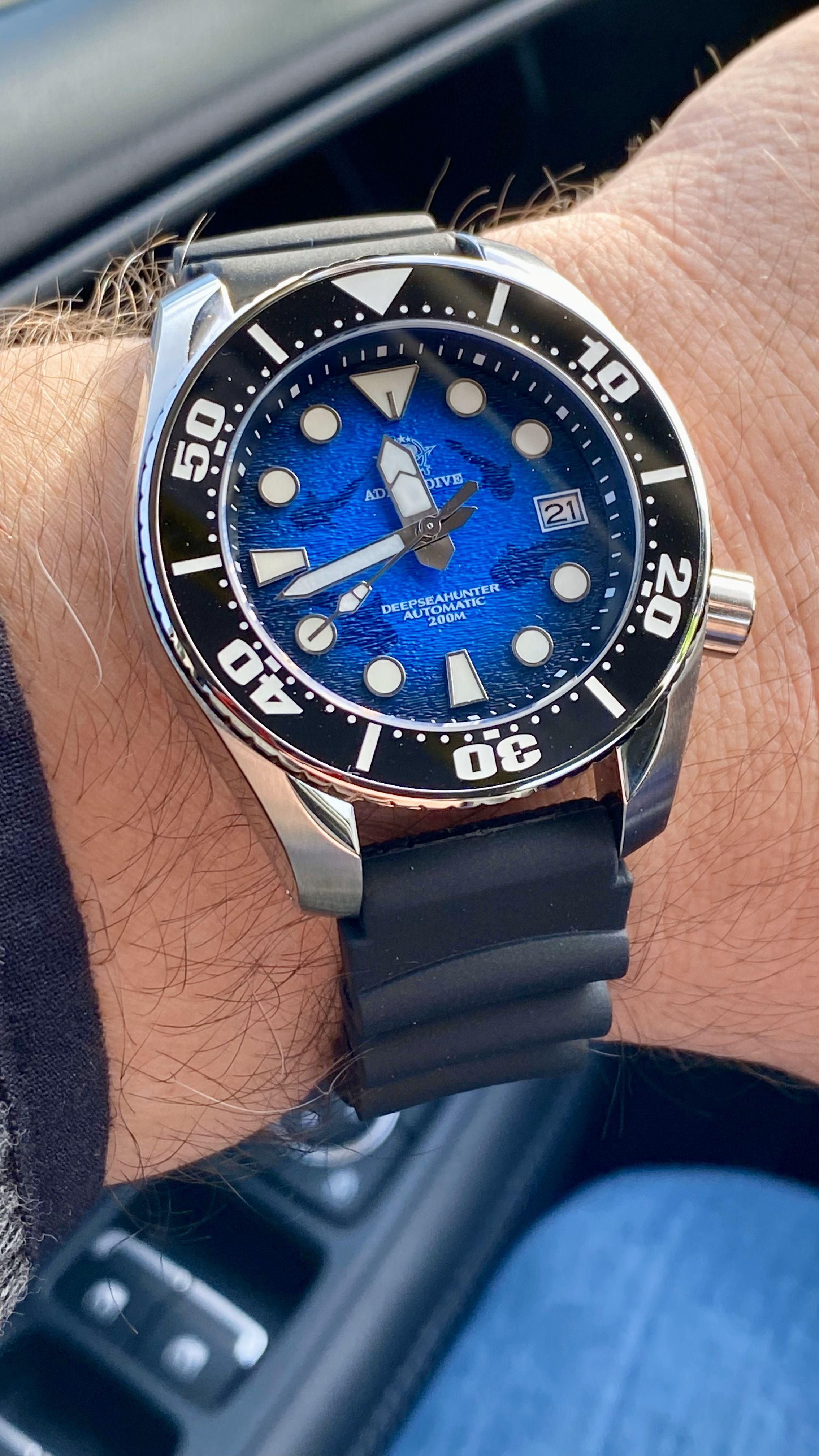 The ADDIESDIVE Deep Sea Hunter Dive Watch Review | WatchCrunch