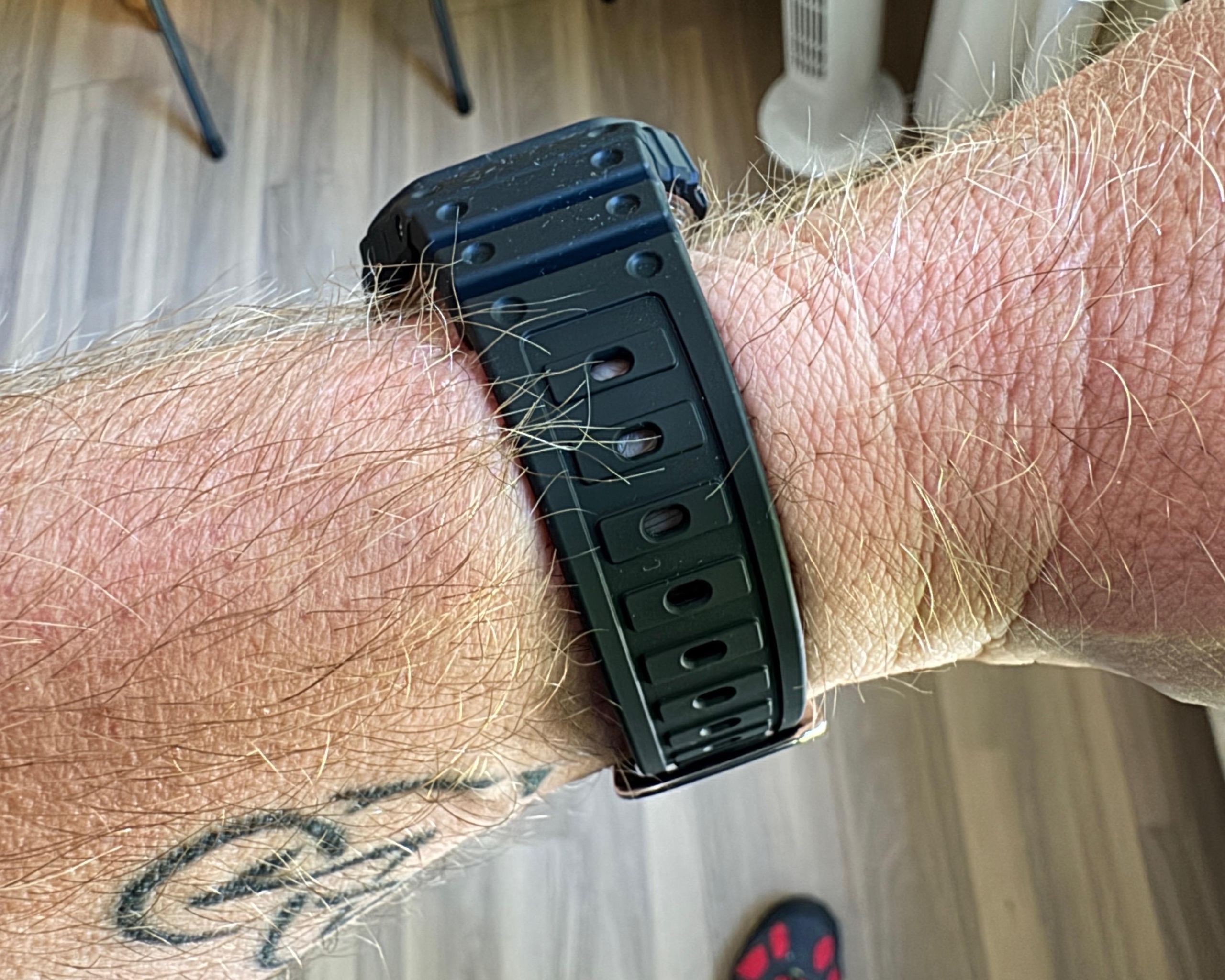 The Casio G-Shock DW-5000, The Ferrari F40 of the watch world ...