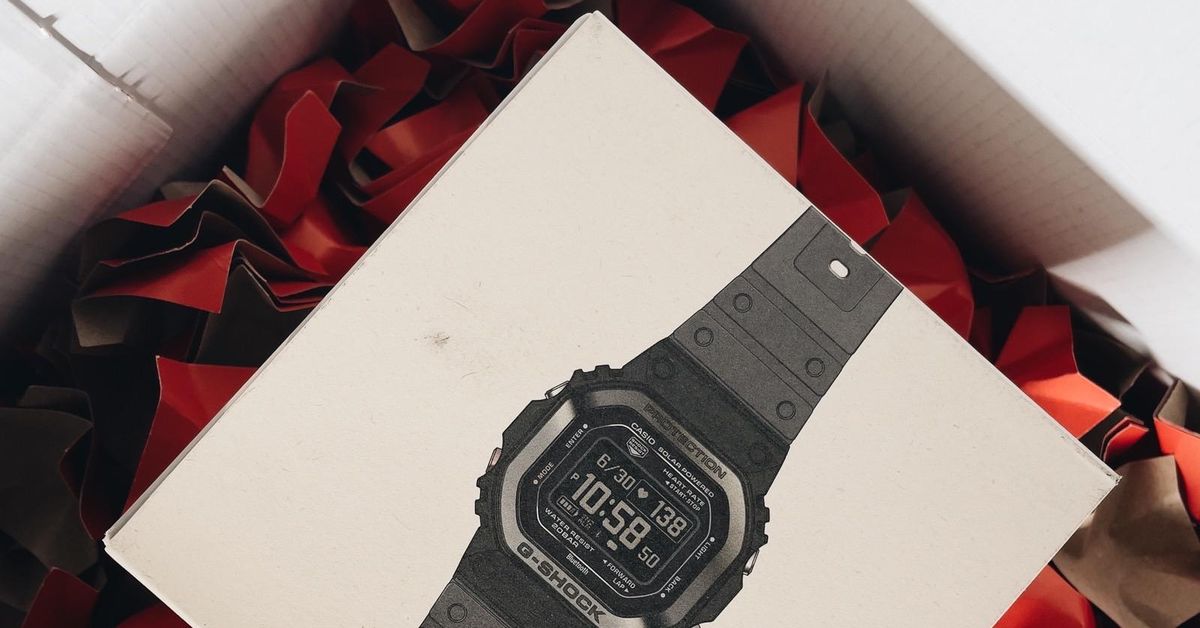 Unpacking party! 🎉 | WatchCrunch