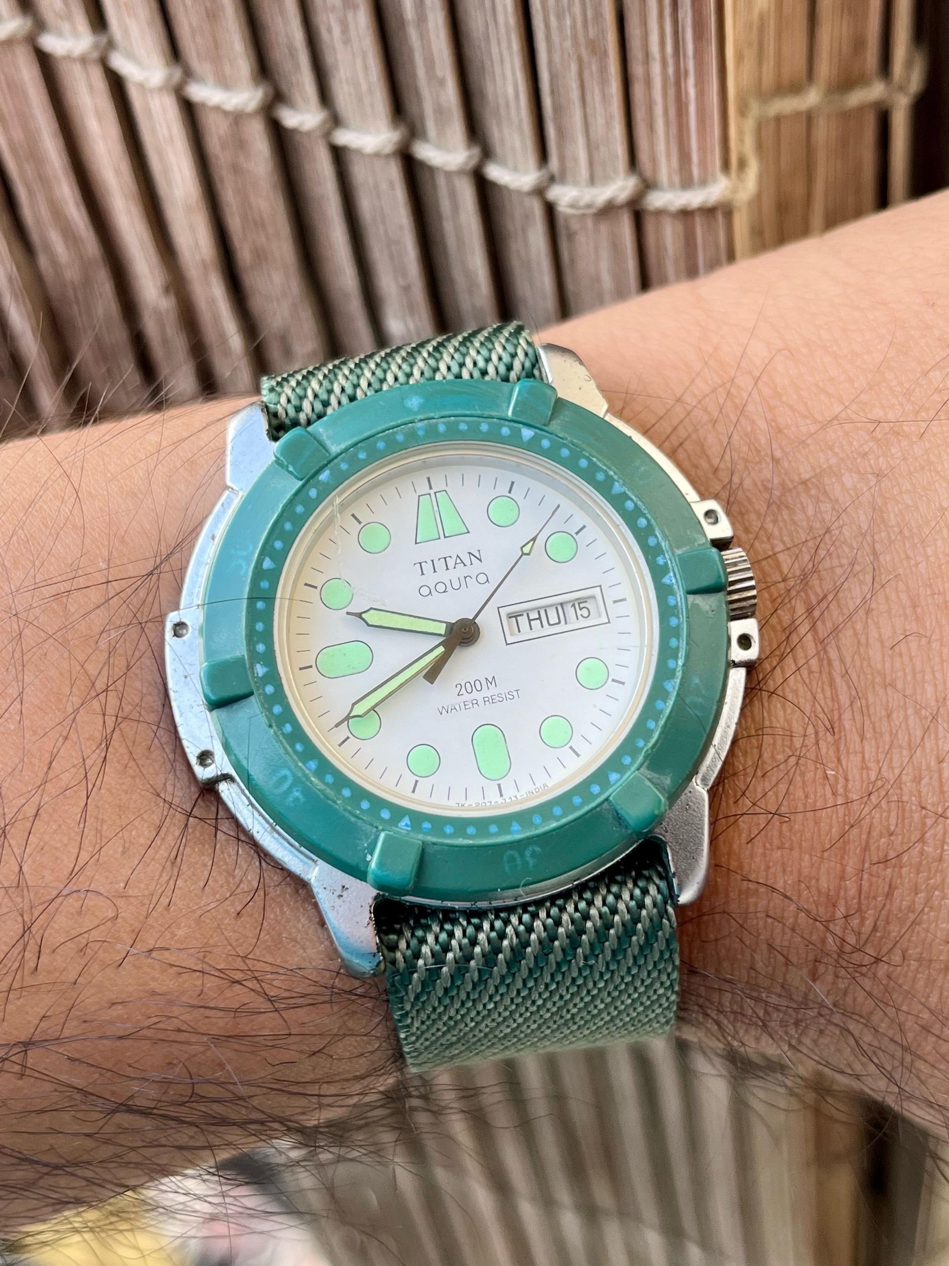 Titan Aqura Diver Quartz | WatchCrunch