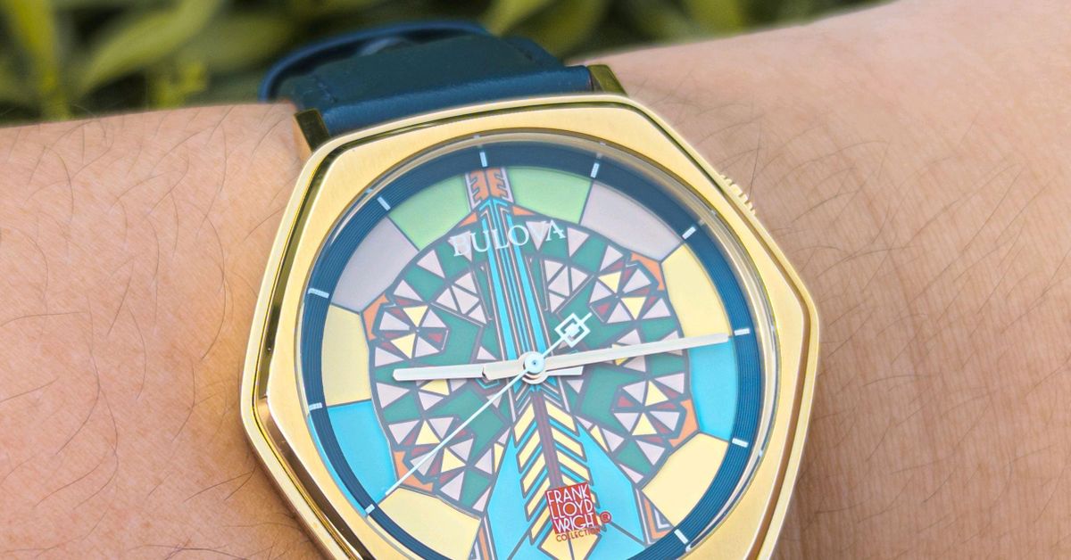 Bulova Imperial Hotel Centennial | WatchCrunch