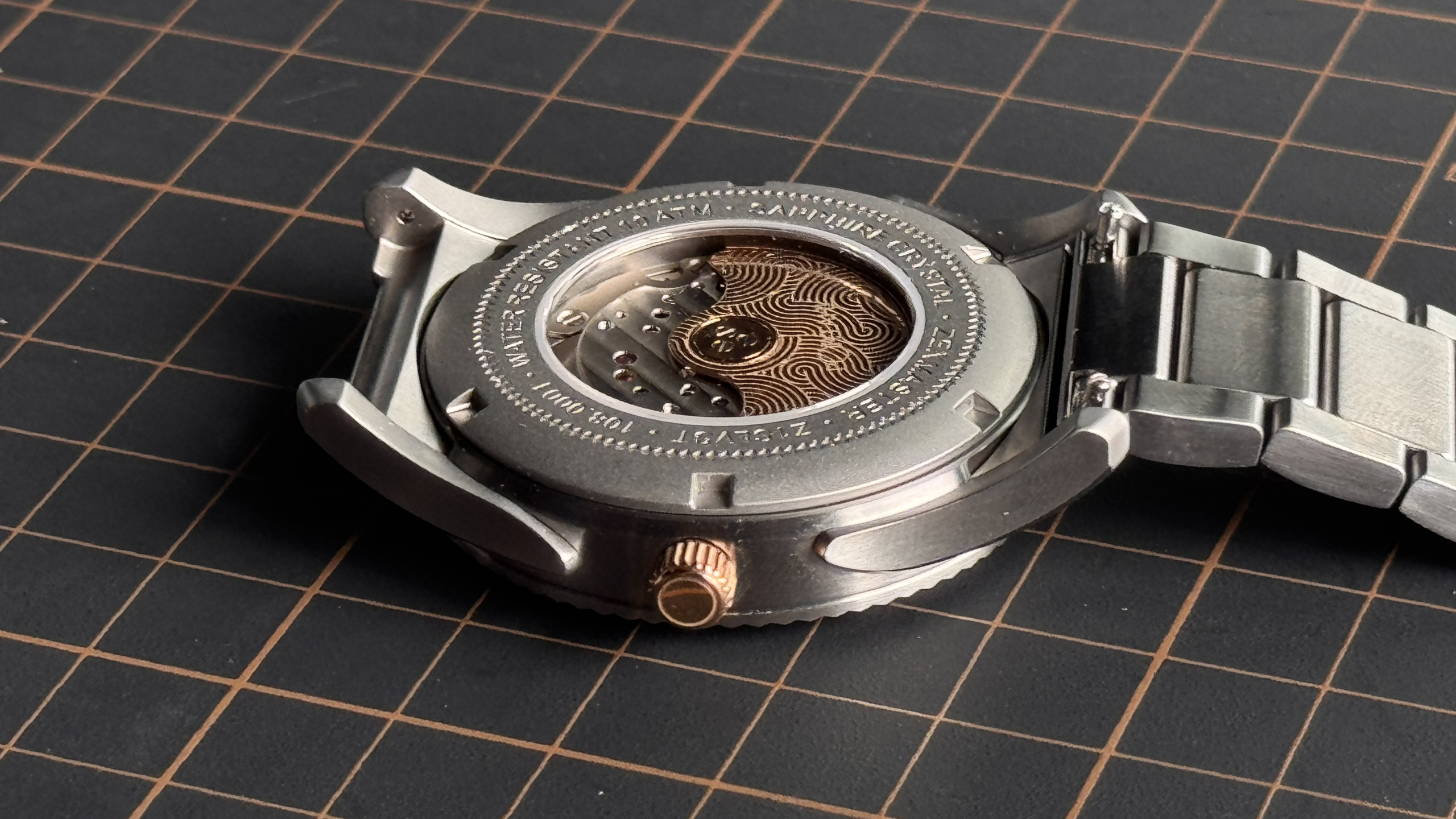 One watch. Infinite looks. Zenmaster’s hooded lugs explained. | WatchCrunch