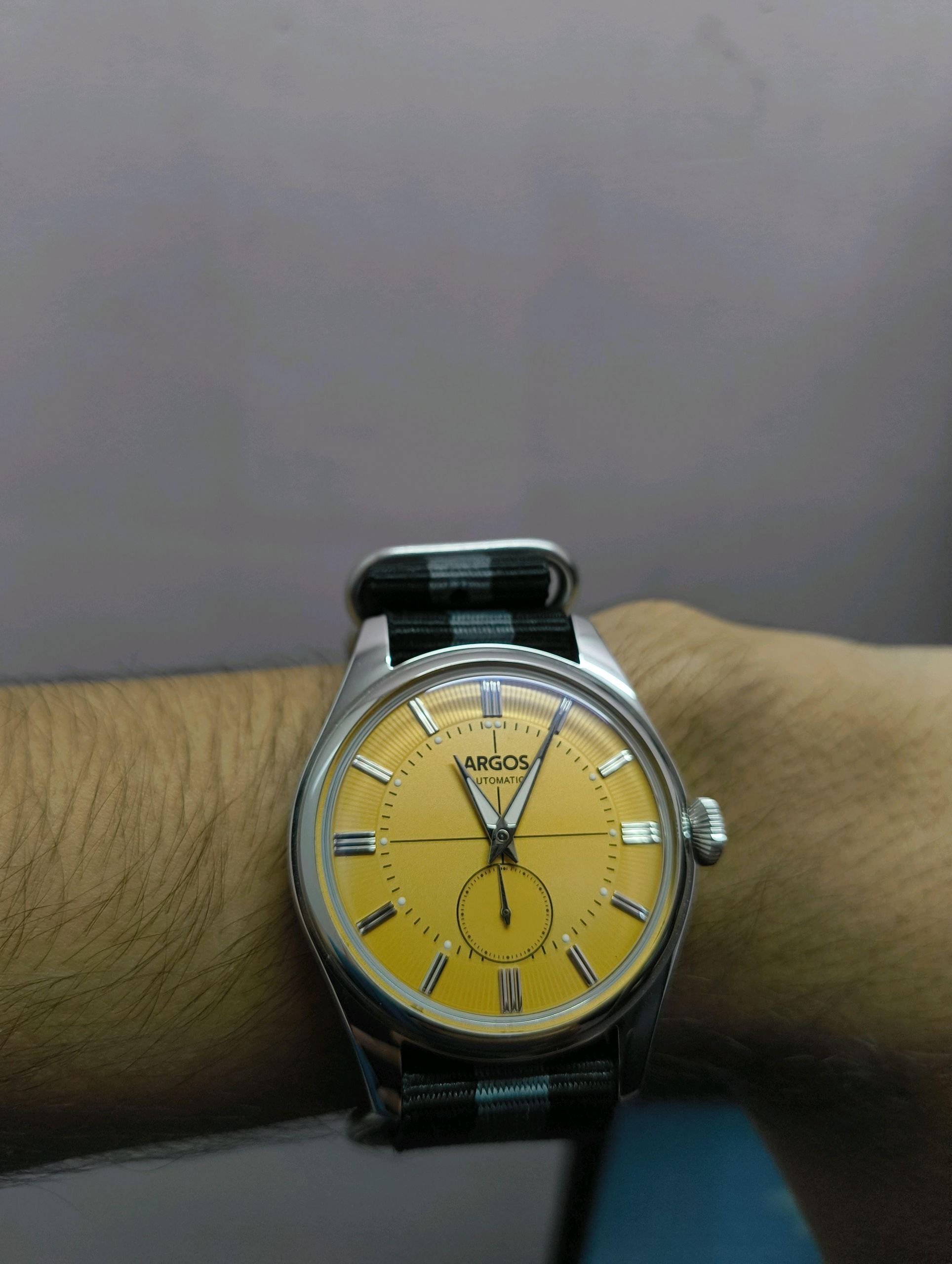 Looking for nato strap colour combo suggestions | WatchCrunch