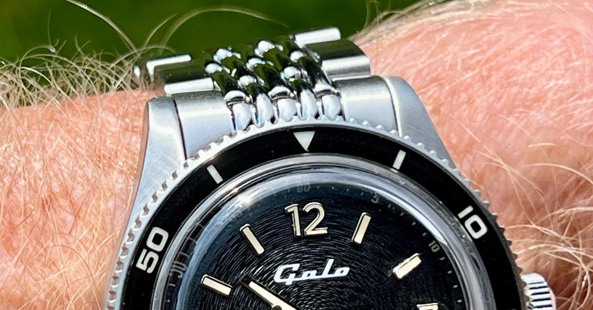 New Galo Super 200 Dark Edition | WatchCrunch