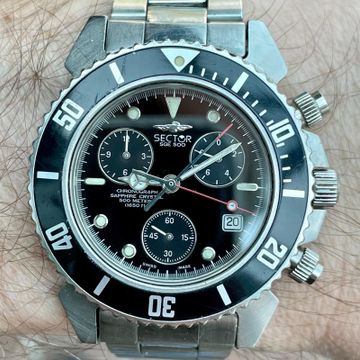 skydave | WatchCrunch