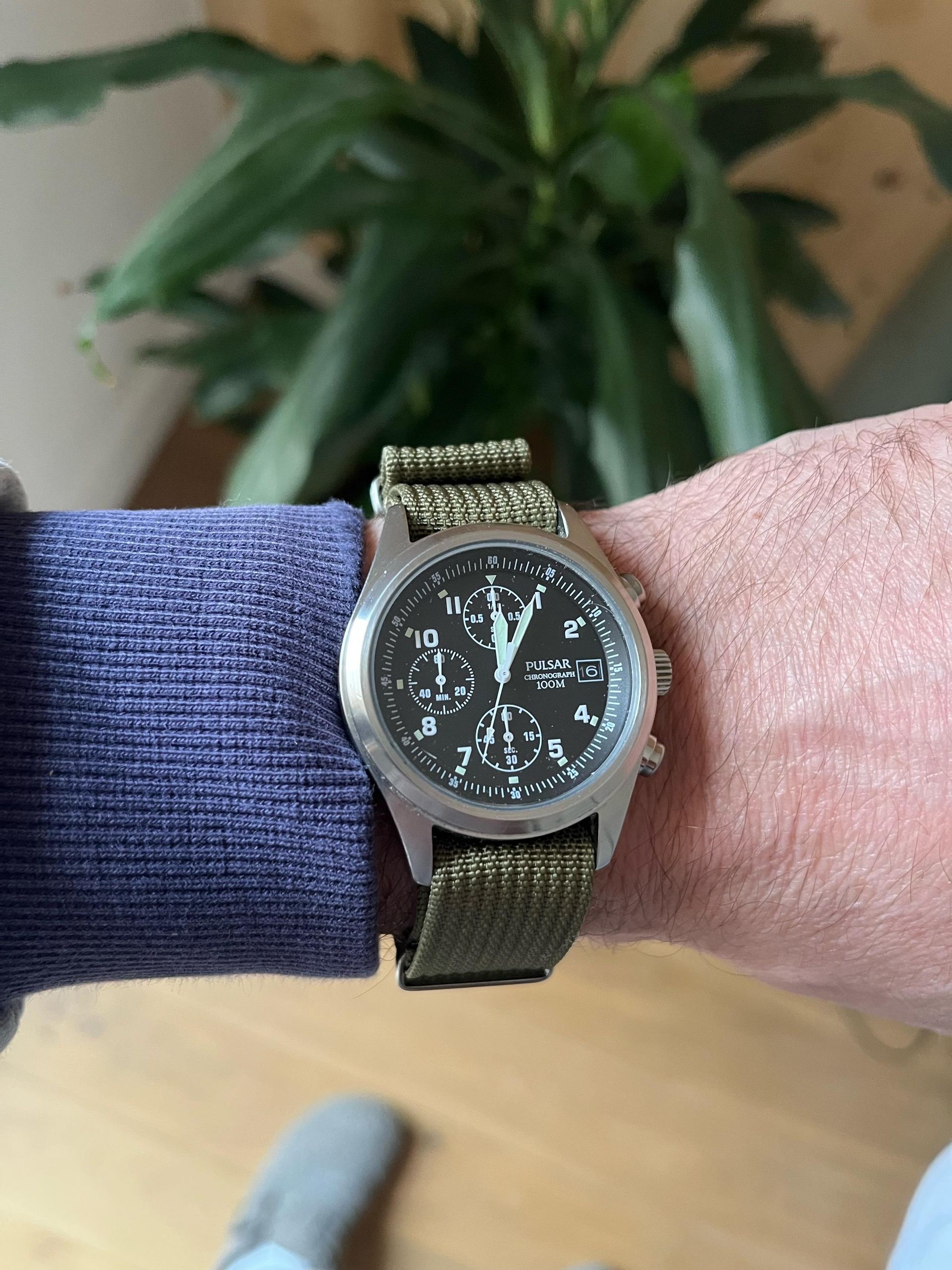 Pulsar 1st Generation Chronograph V657-X063 | WatchCrunch