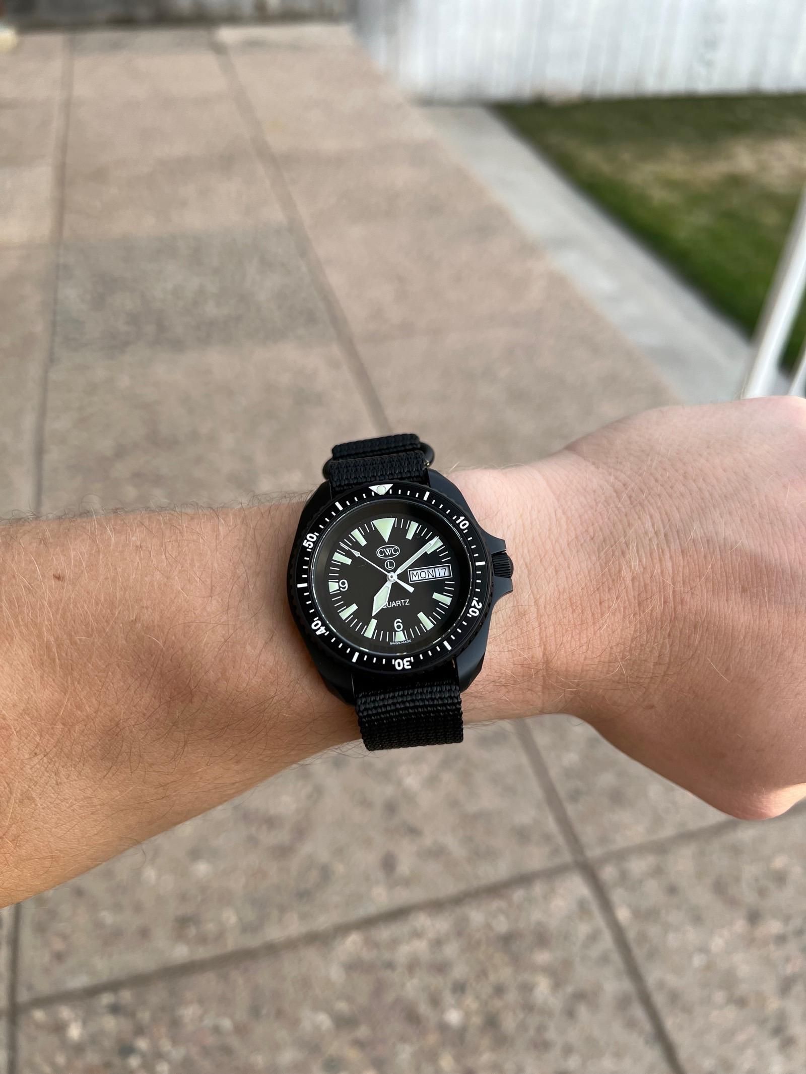 CWC SBS Diver | WatchCrunch