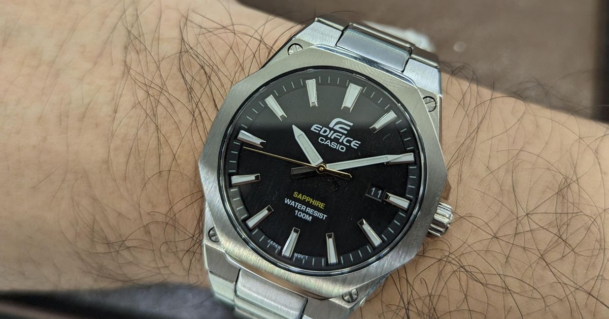 Casio Edifice EFR-S108D AKA "The Real CasiOak" | WatchCrunch