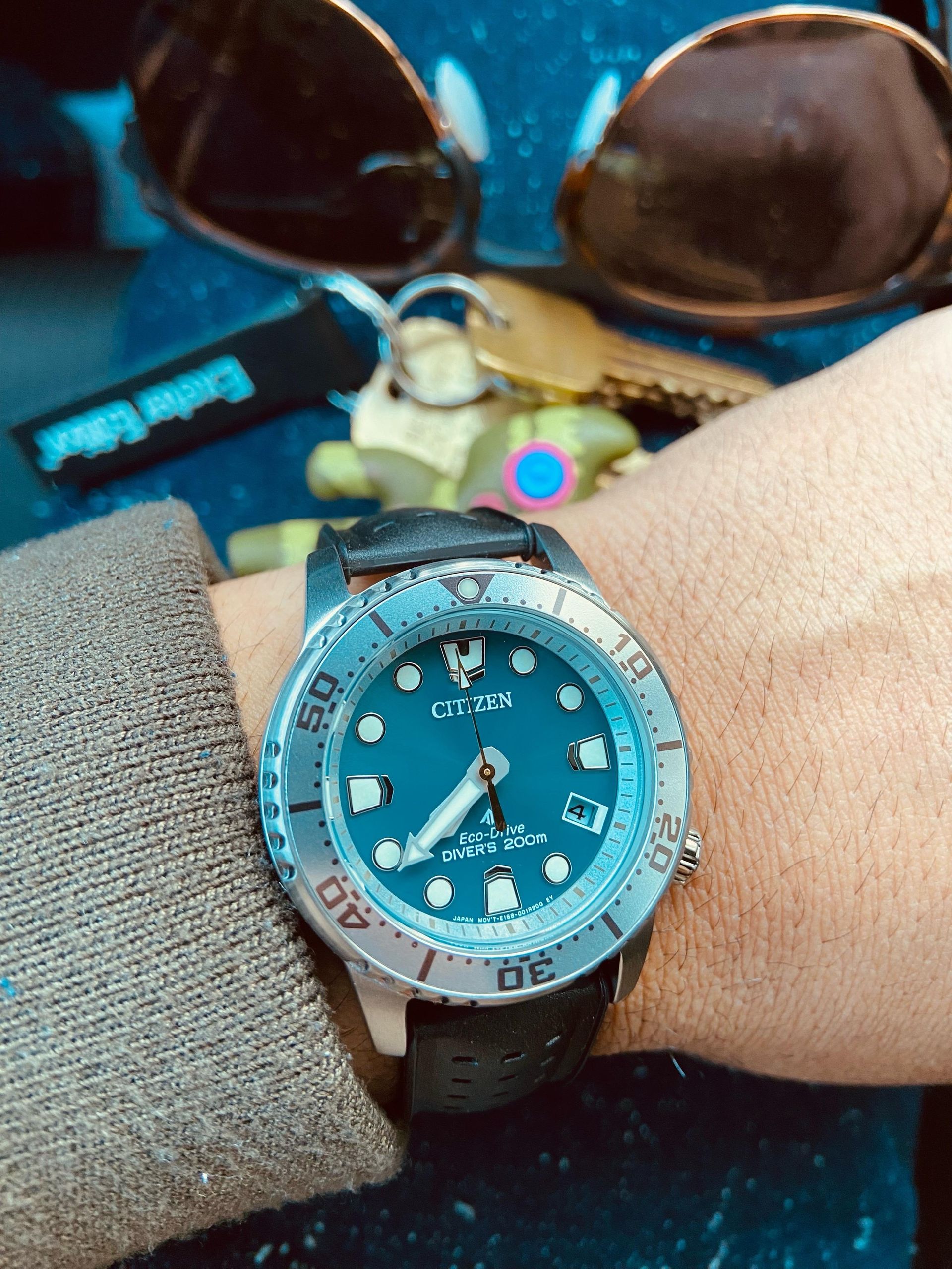 New Desk Diver… | WatchCrunch