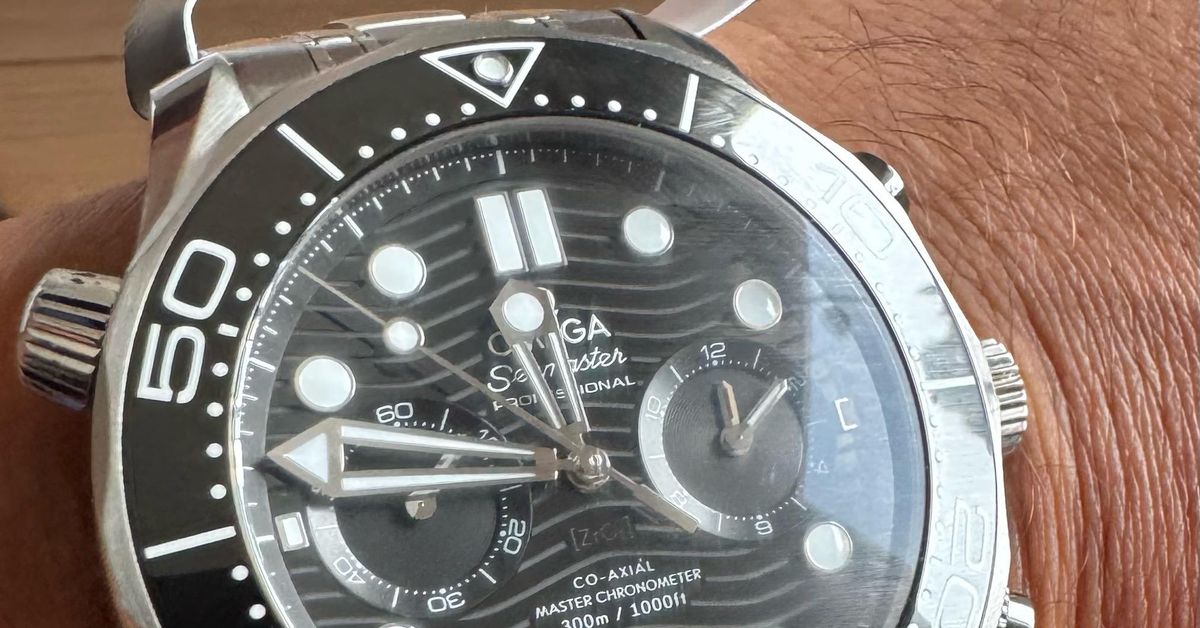 Seamaster 300m chronograph 44mm diver 9900 movements | WatchCrunch