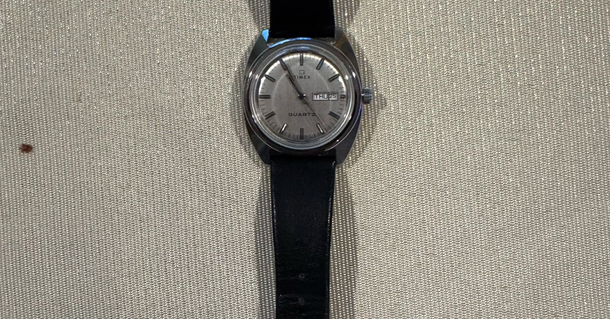 Pre-Owned Timex 1978 Q Timex Reissue For Sale
