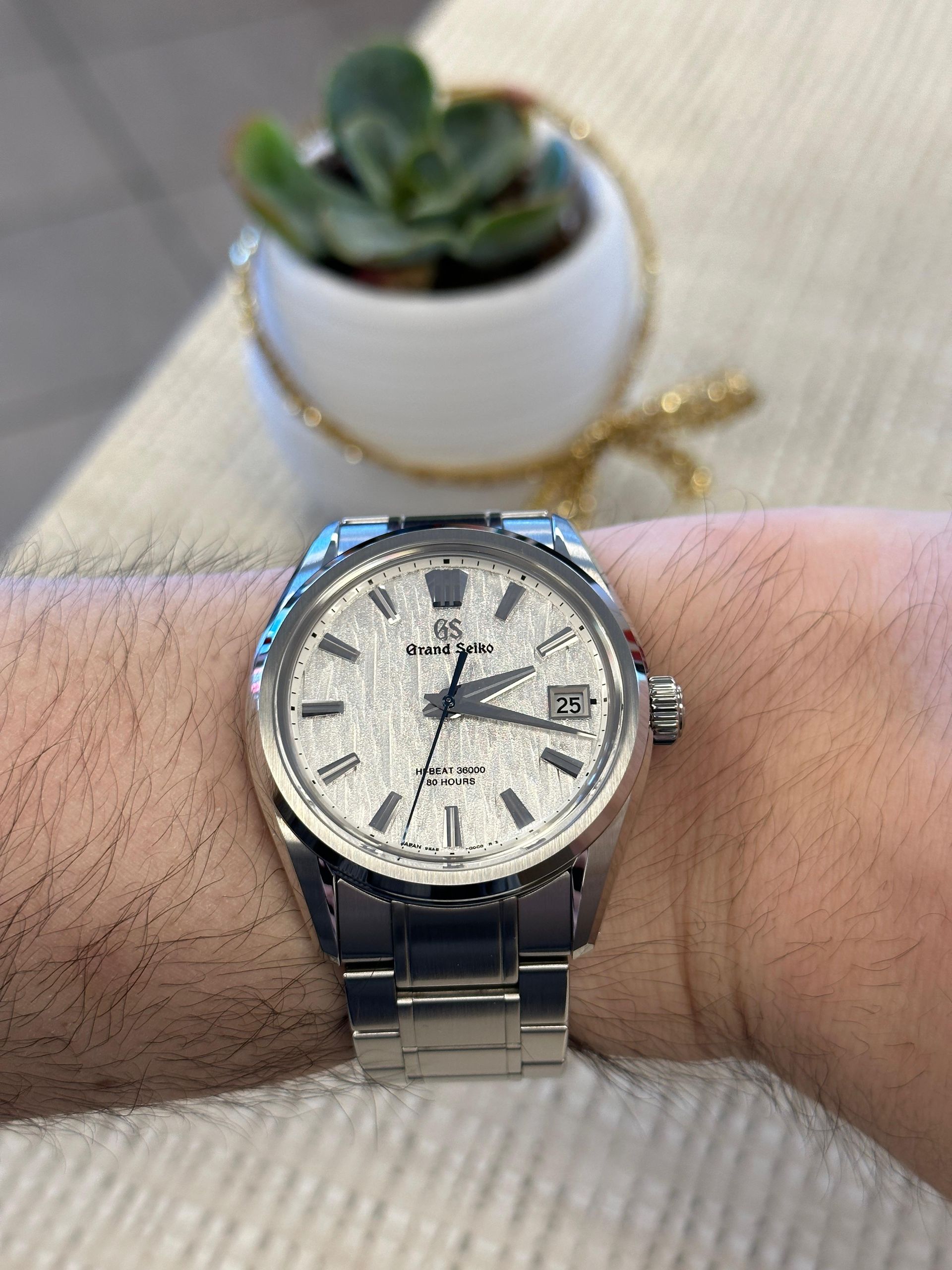 Anyone experience accuracy issues with the new Grand Seiko 9SA5 Hi-Beat ...