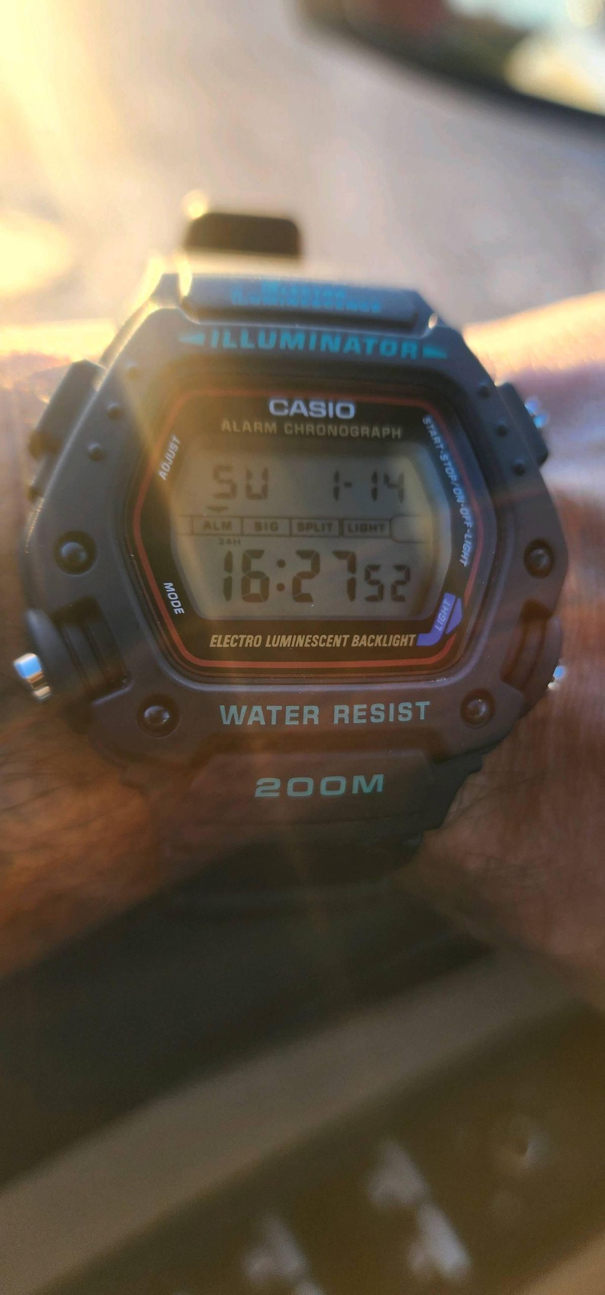 The MI2 Casio Icon | WatchCrunch
