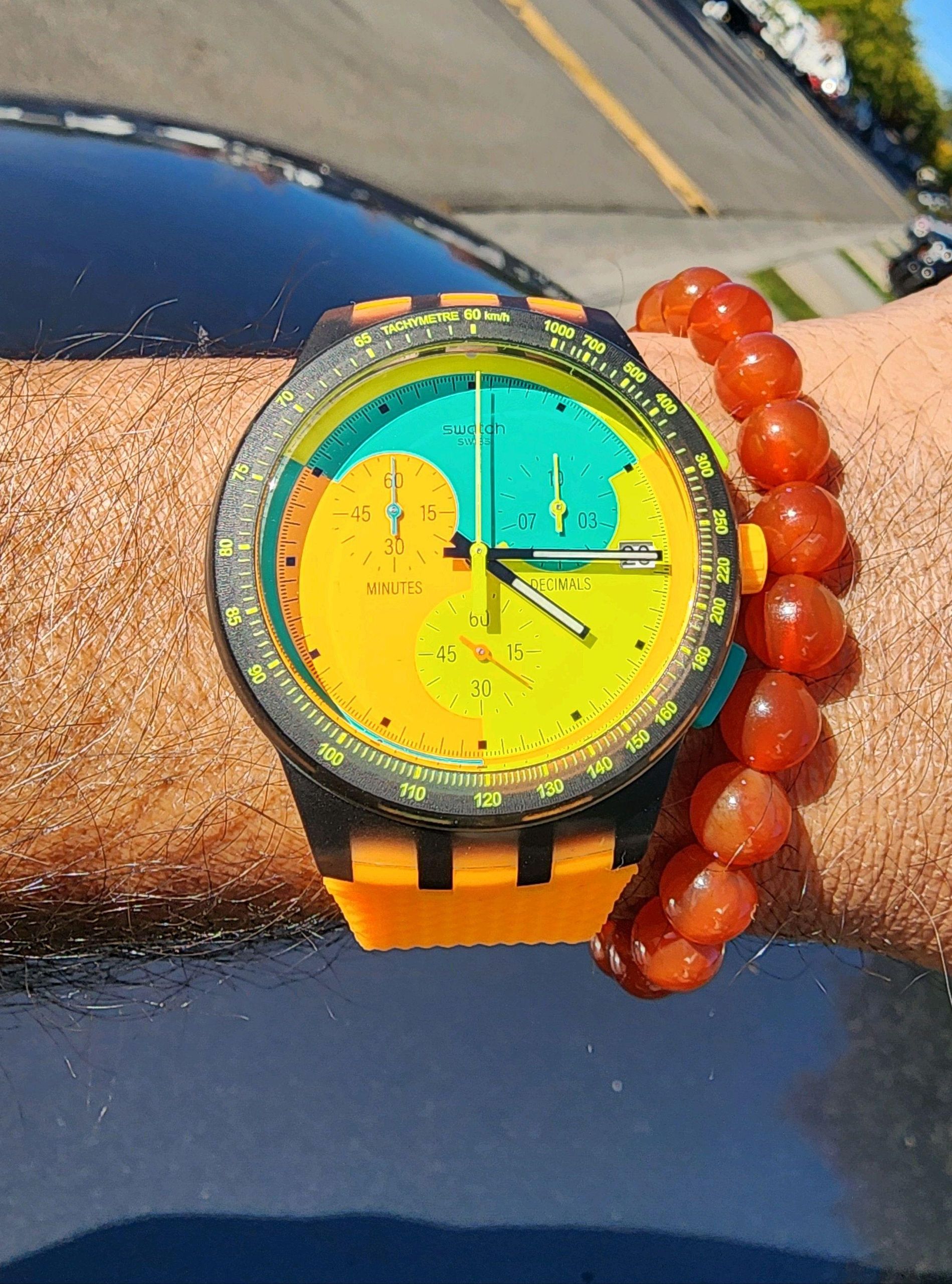 SINFUL SEMAPHORE or a NEON AFFAIR | WatchCrunch