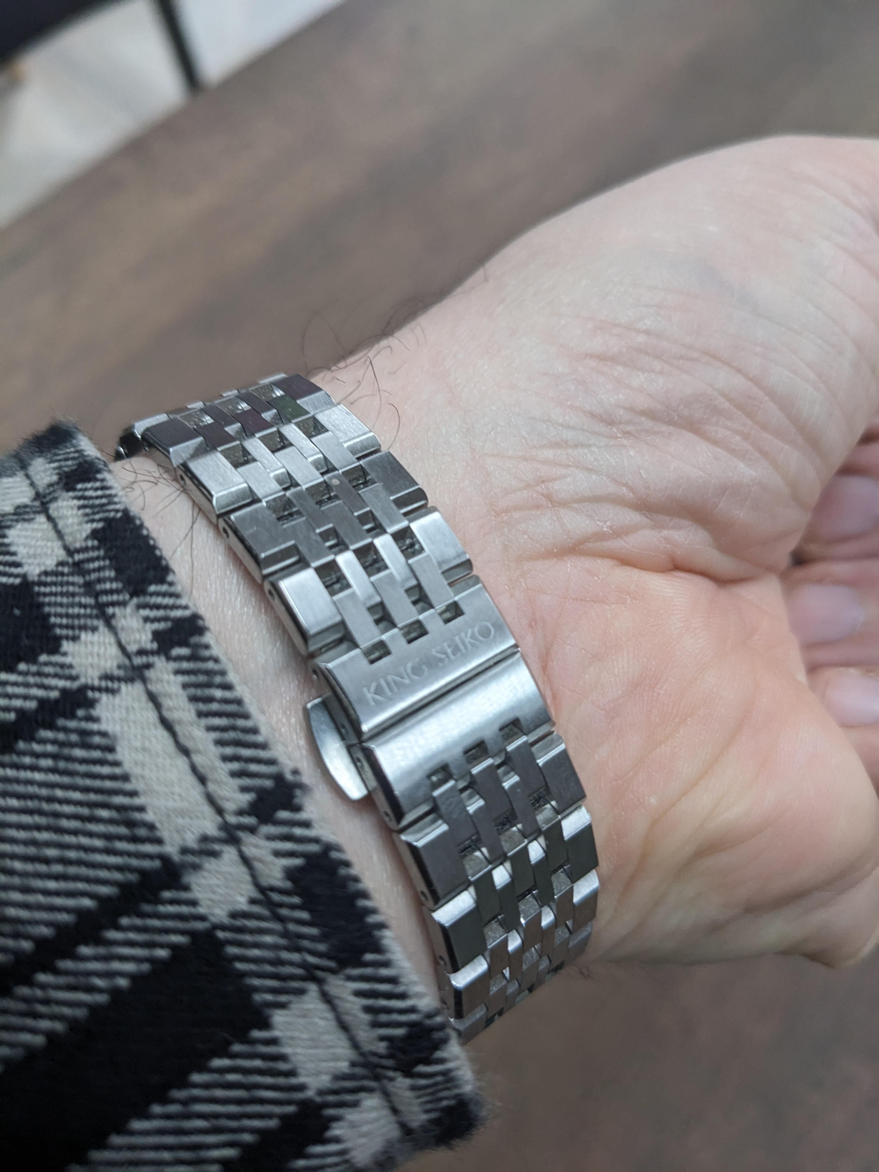 Review: King Seiko SPB281 | WatchCrunch