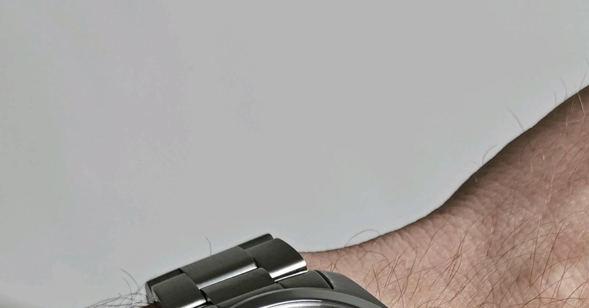 Hamilton Murph 38 on Uncle Straps Oyster | WatchCrunch
