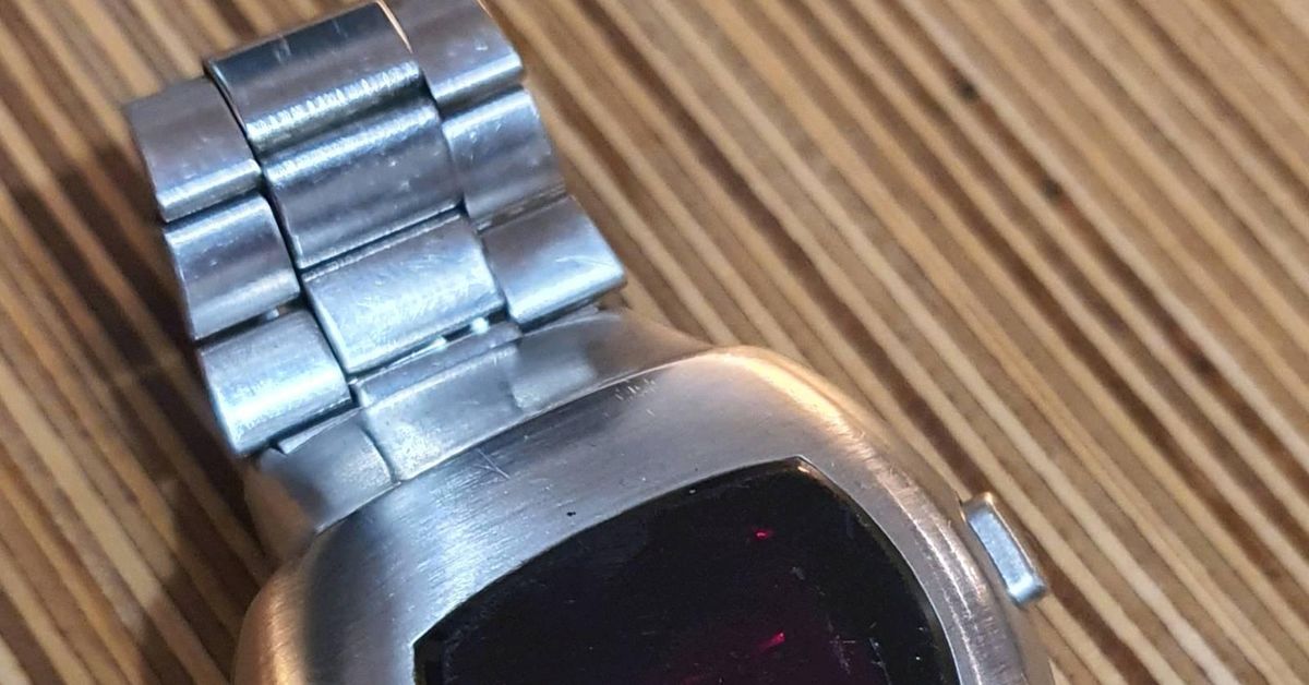 Pulsar P3 Led Watch | WatchCrunch