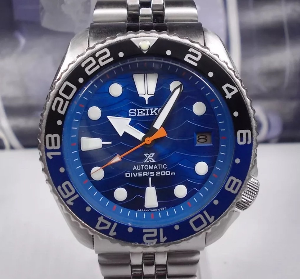 Seiko 7002 | WatchCrunch