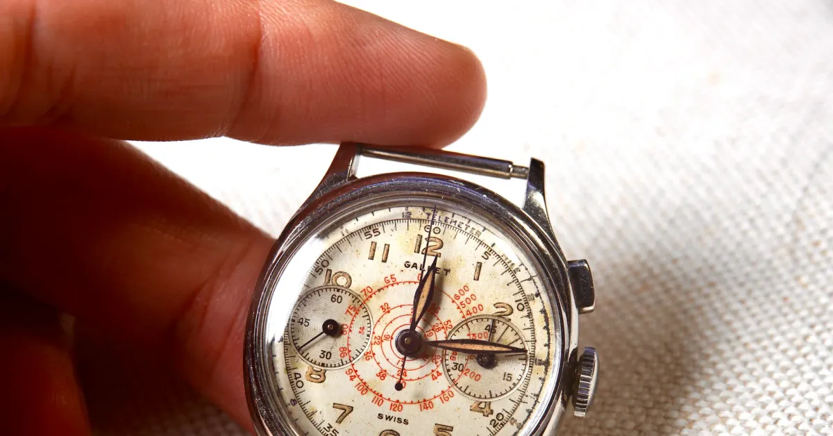 Gallet Commander: A Vintage Chronograph Unlike Any Other | WatchCrunch