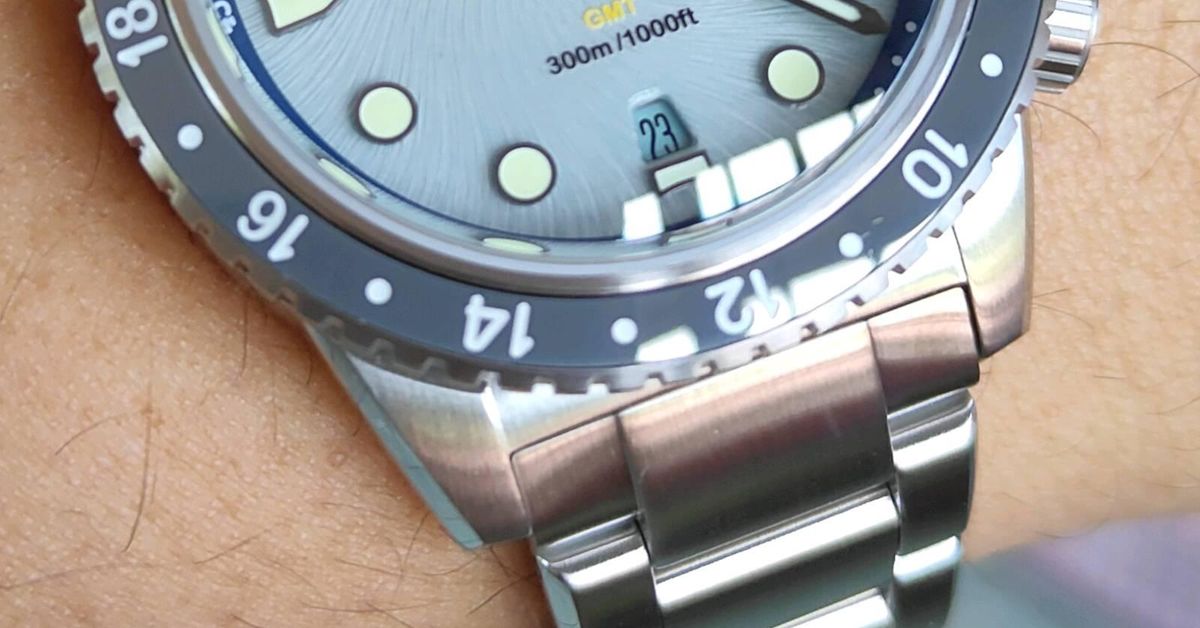 New Watch Alert! Zelos Mako GMT Blue Sky has just arrived! | WatchCrunch