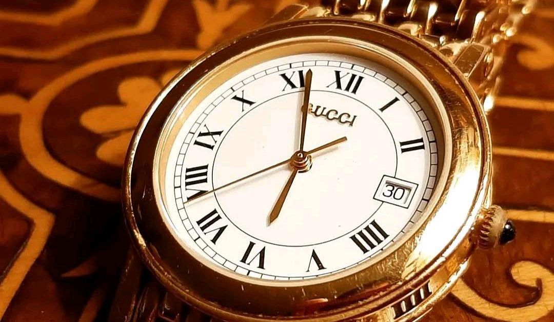 Gucci 7300M. Year 1994. | WatchCrunch