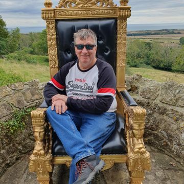 SimonR | WatchCrunch