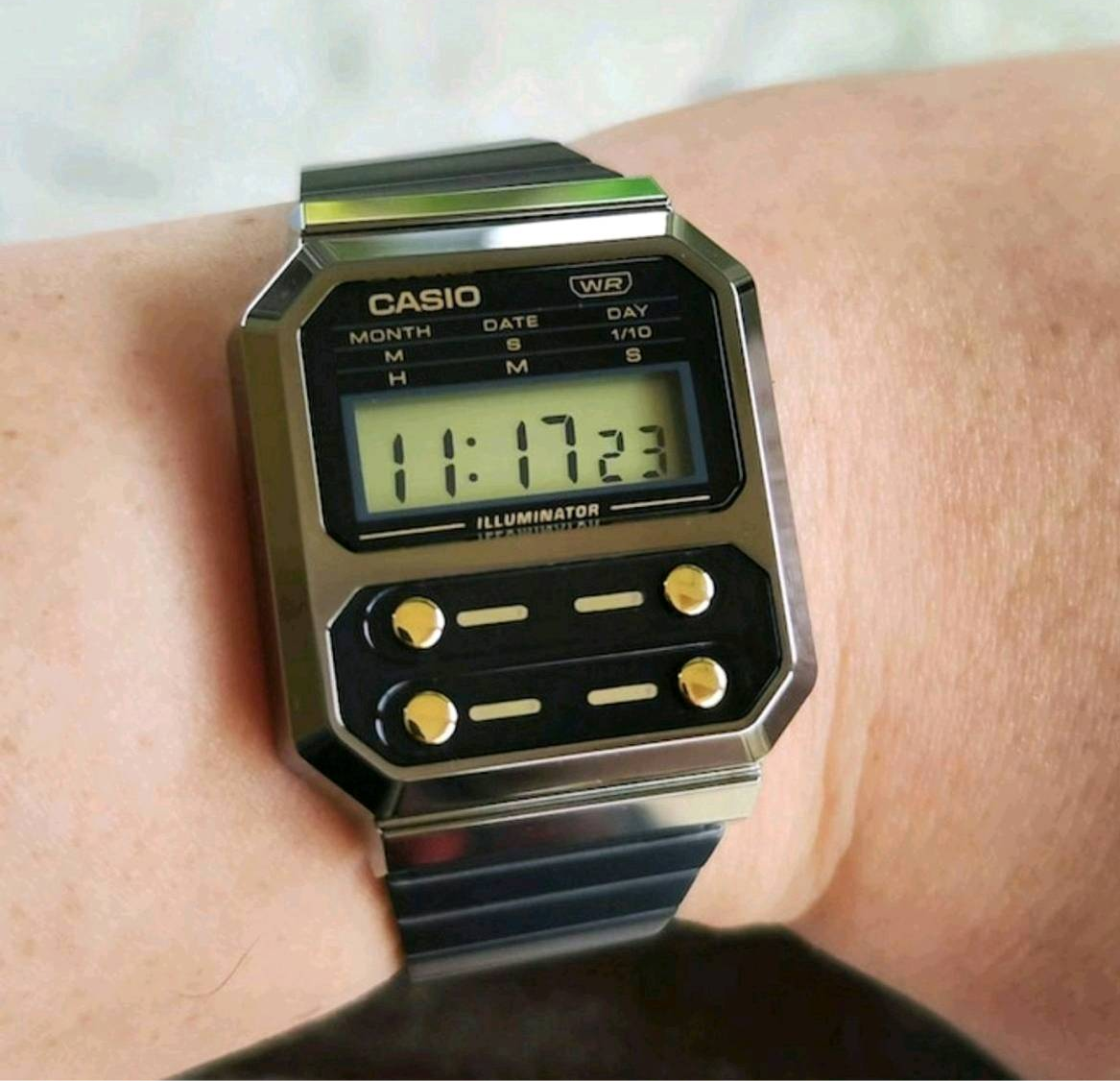 Casio Retro "Alien" | WatchCrunch
