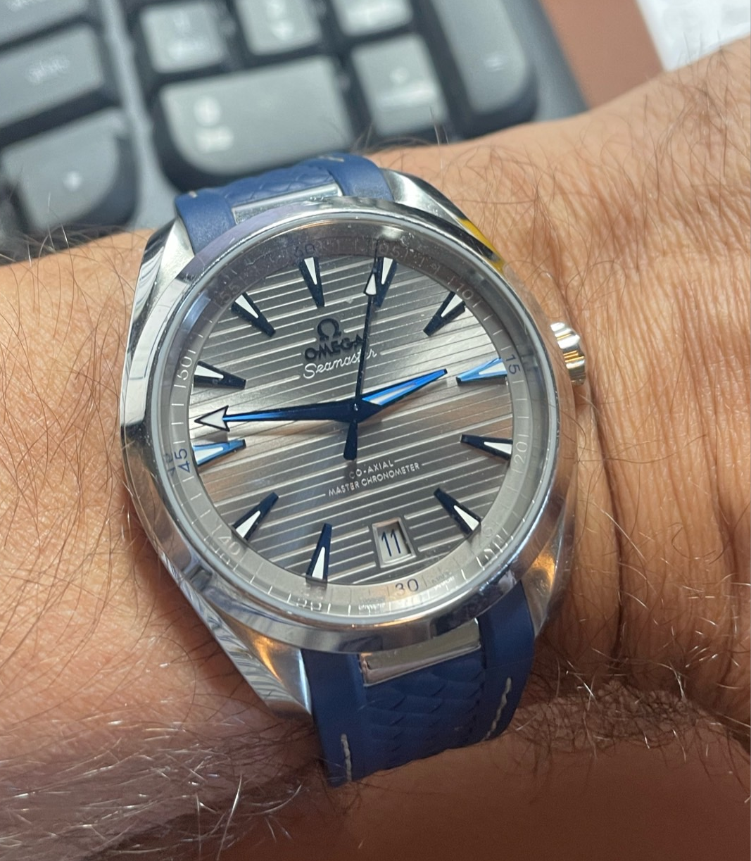 Thoughts on color matched date wheels? | WatchCrunch