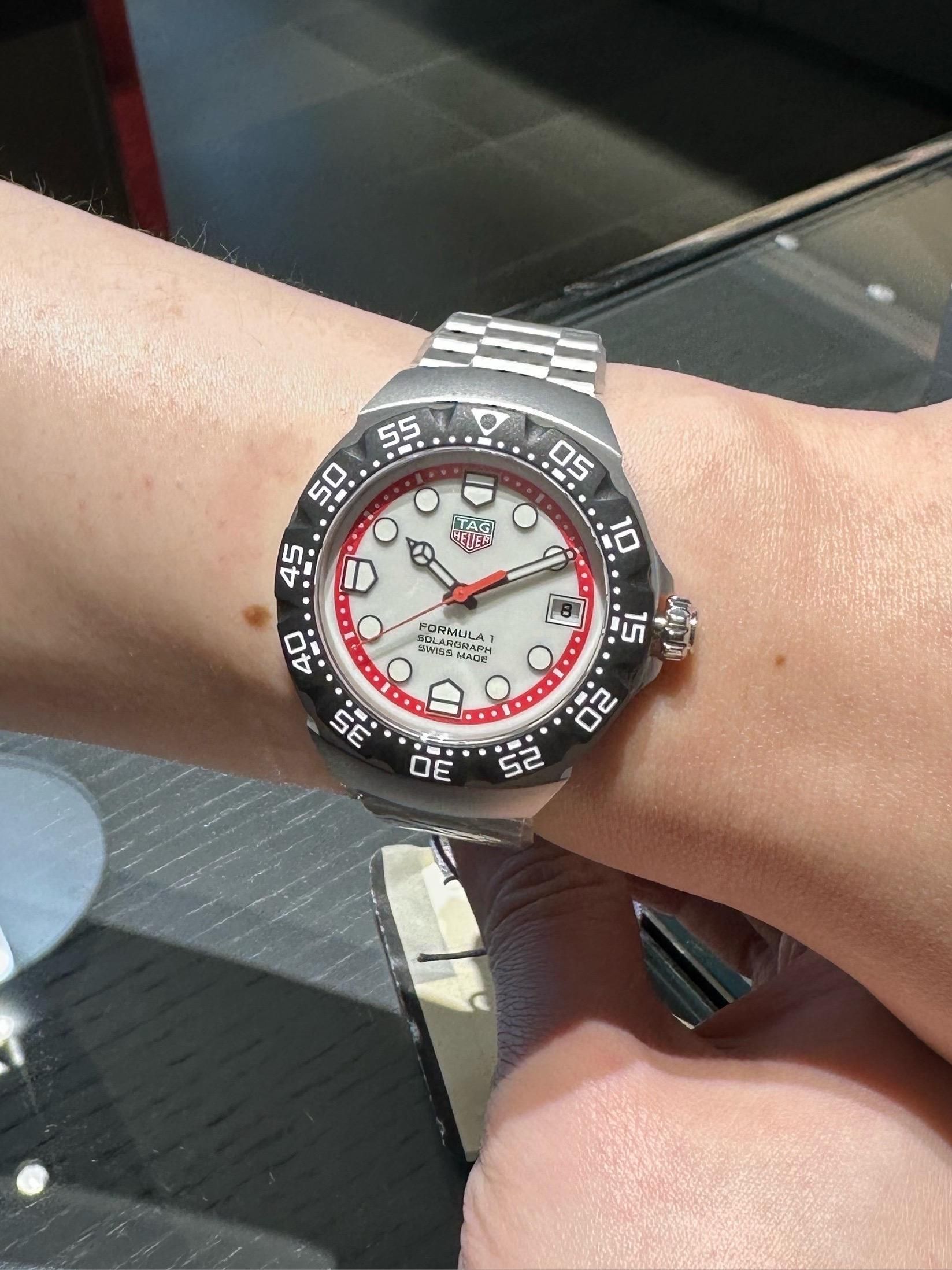 Tag F1 Solar Initial Impressions + Indices vs Numerals | WatchCrunch