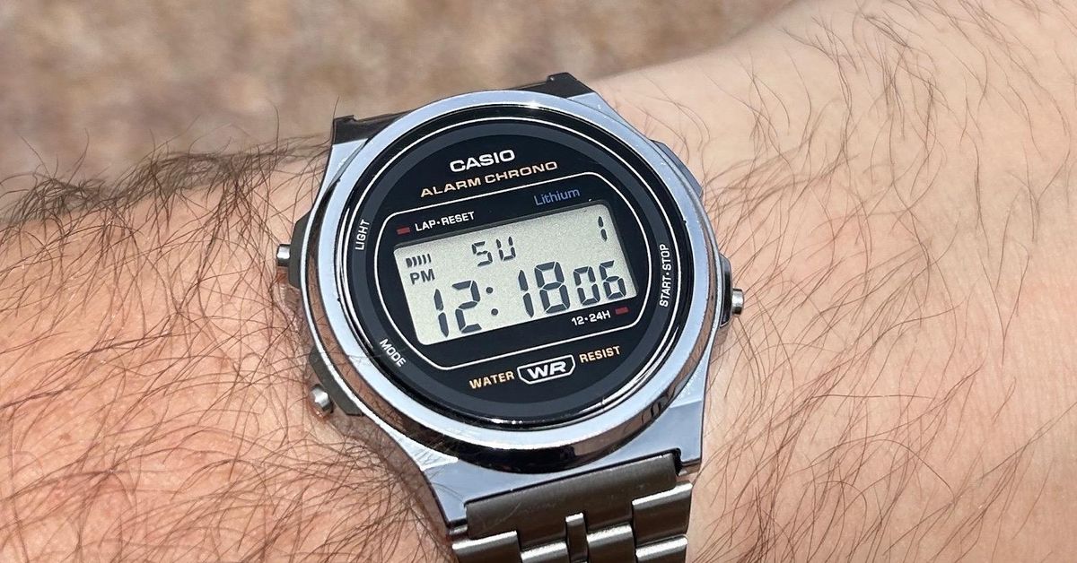 Casio Vintage A171WE-1A | WatchCrunch