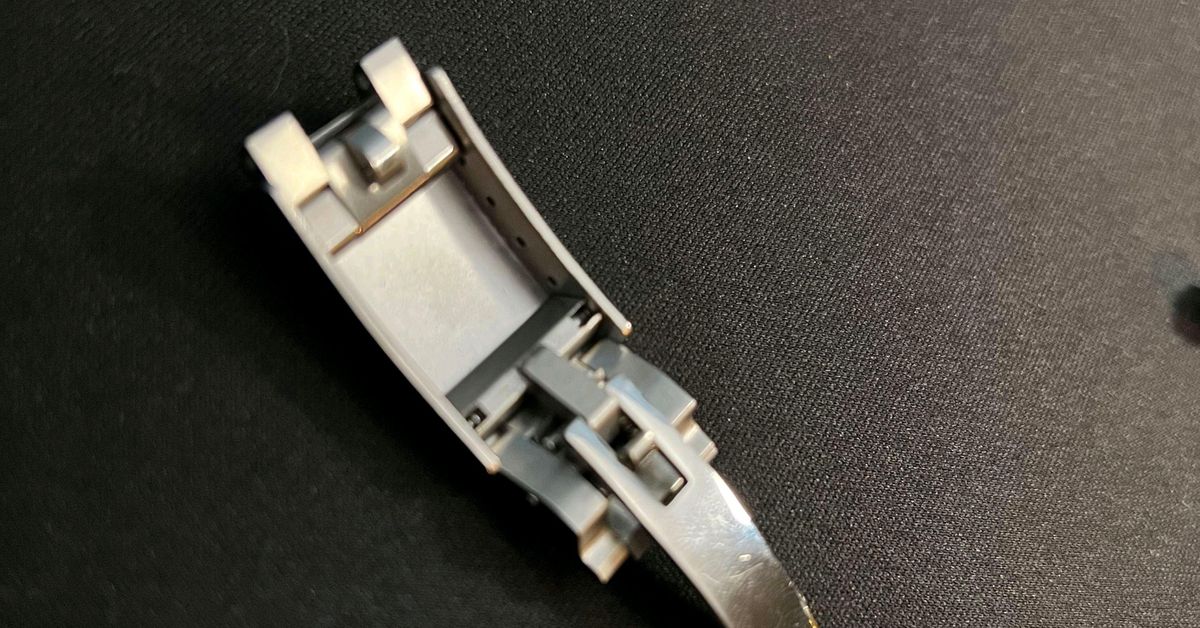 Best Toolless Micro-adjust Bracelets | WatchCrunch