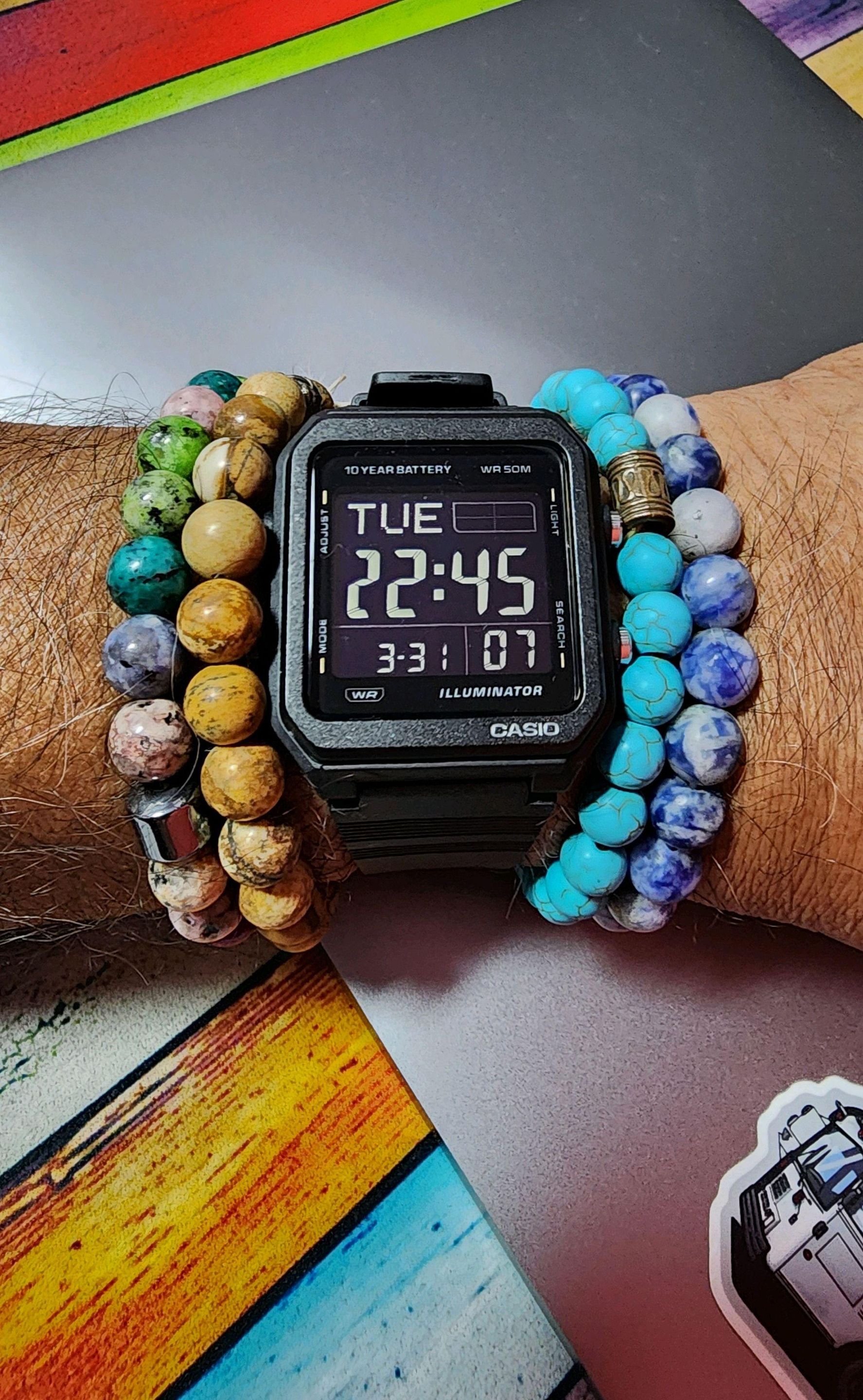 CASIO W-221H-1BV | WatchCrunch
