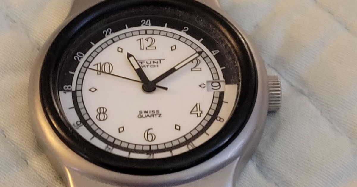 Sicura Stunt Watch | WatchCrunch