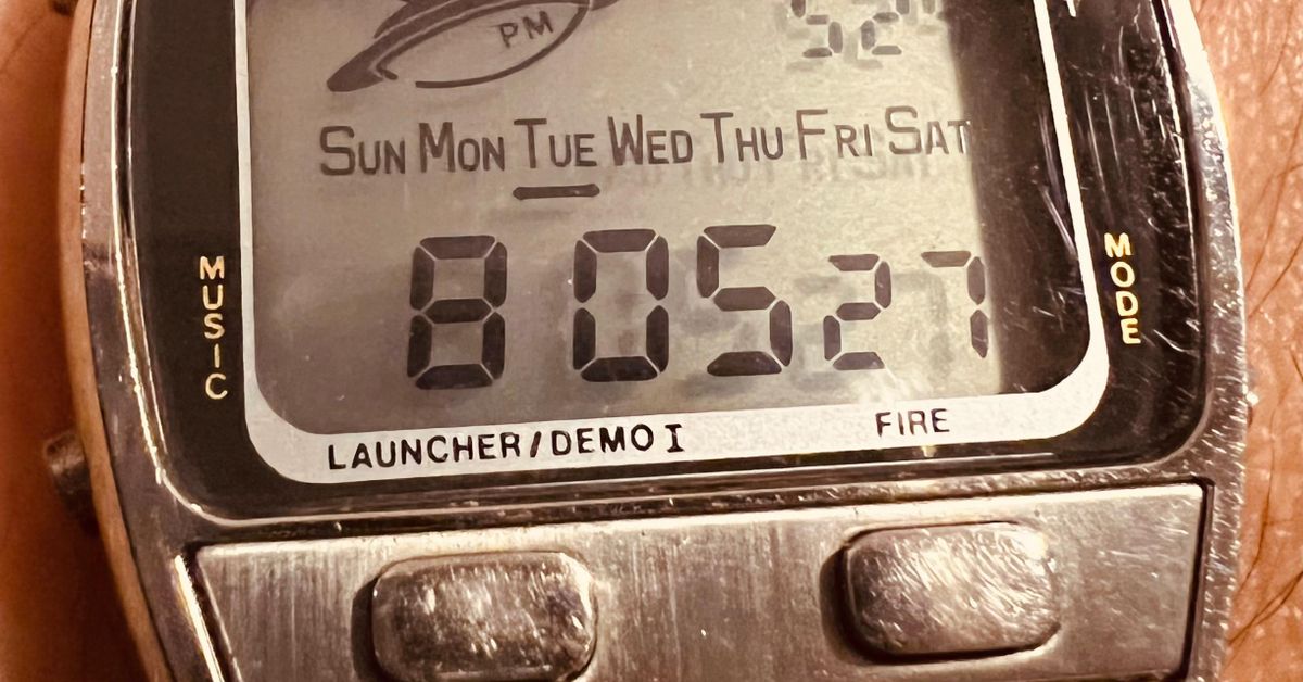 Nelsonic Space Attacker | WatchCrunch