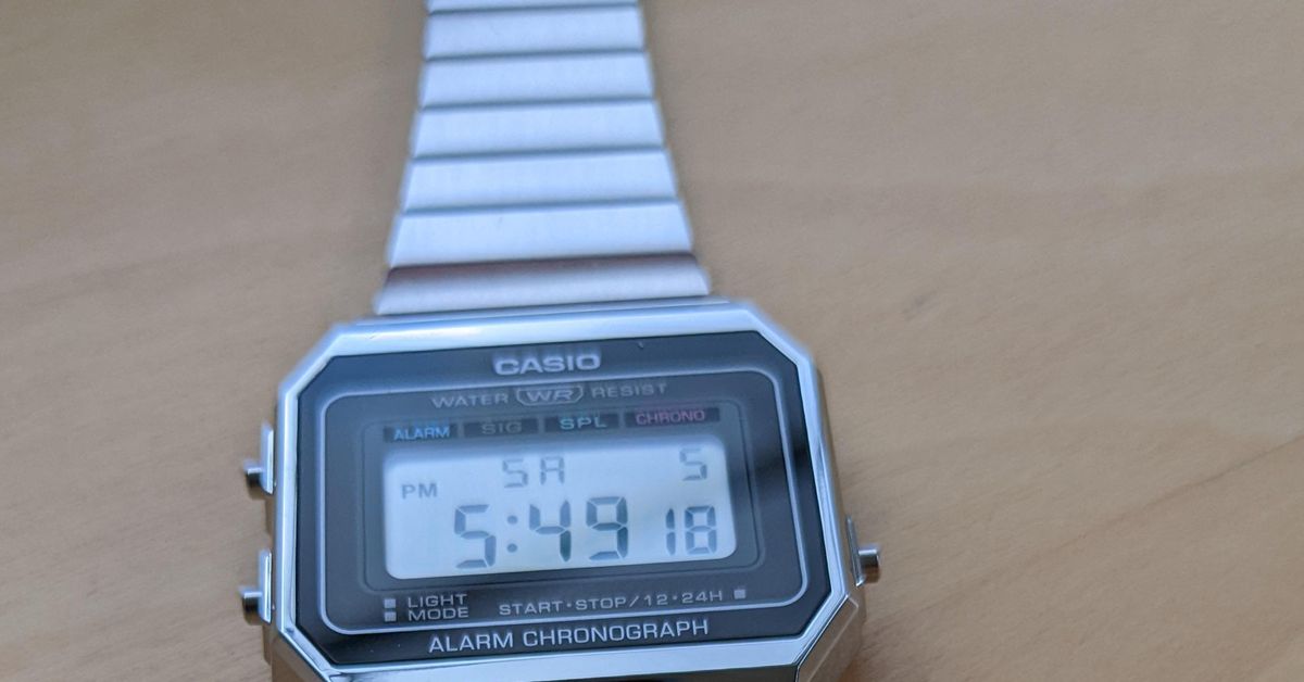 Casio A700 Clasp Problem (Update: Solved!) | WatchCrunch