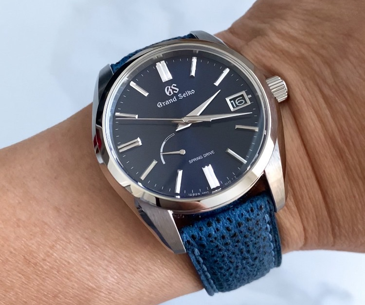 The attainable Grail - SBGA439 | WatchCrunch