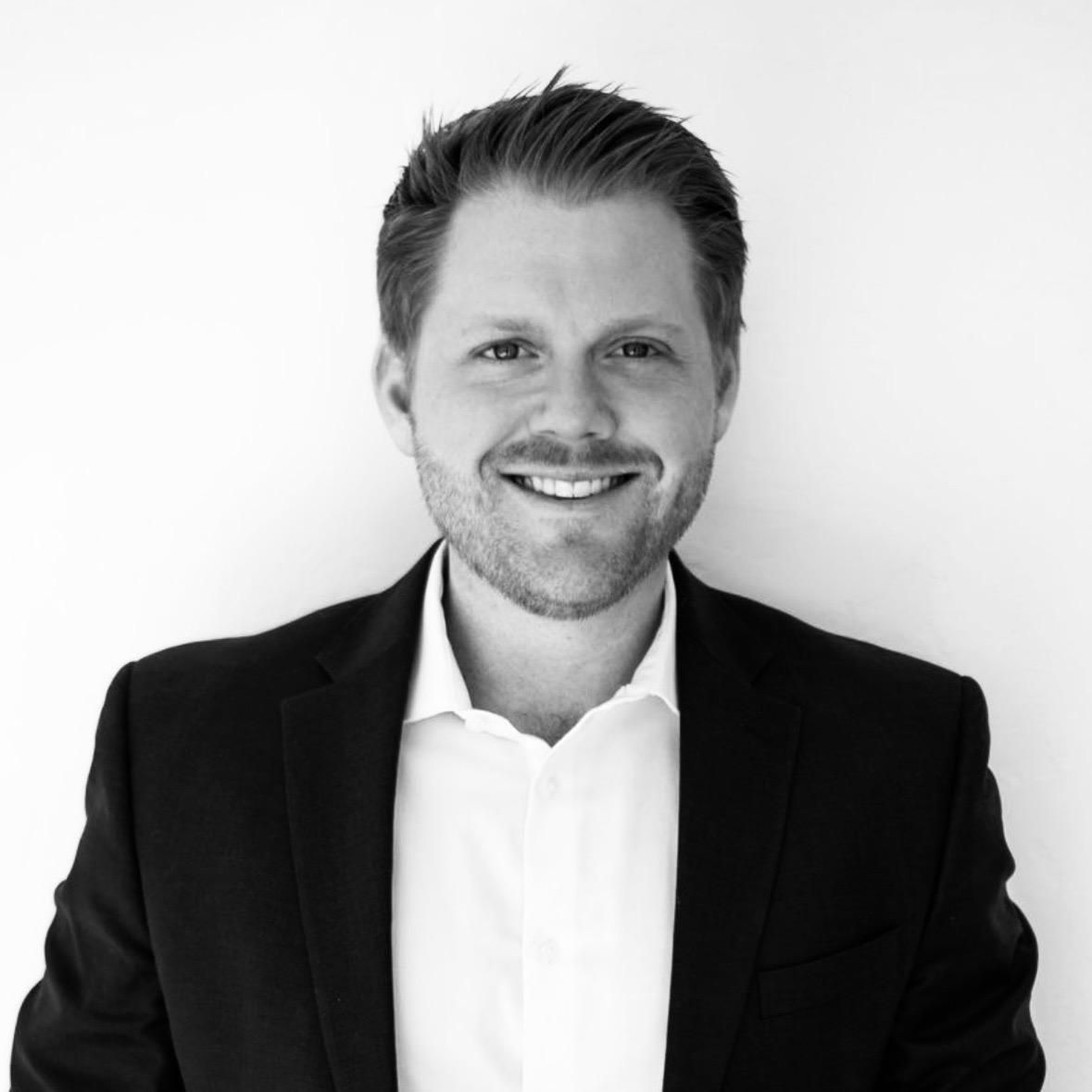 papajames14 | WatchCrunch