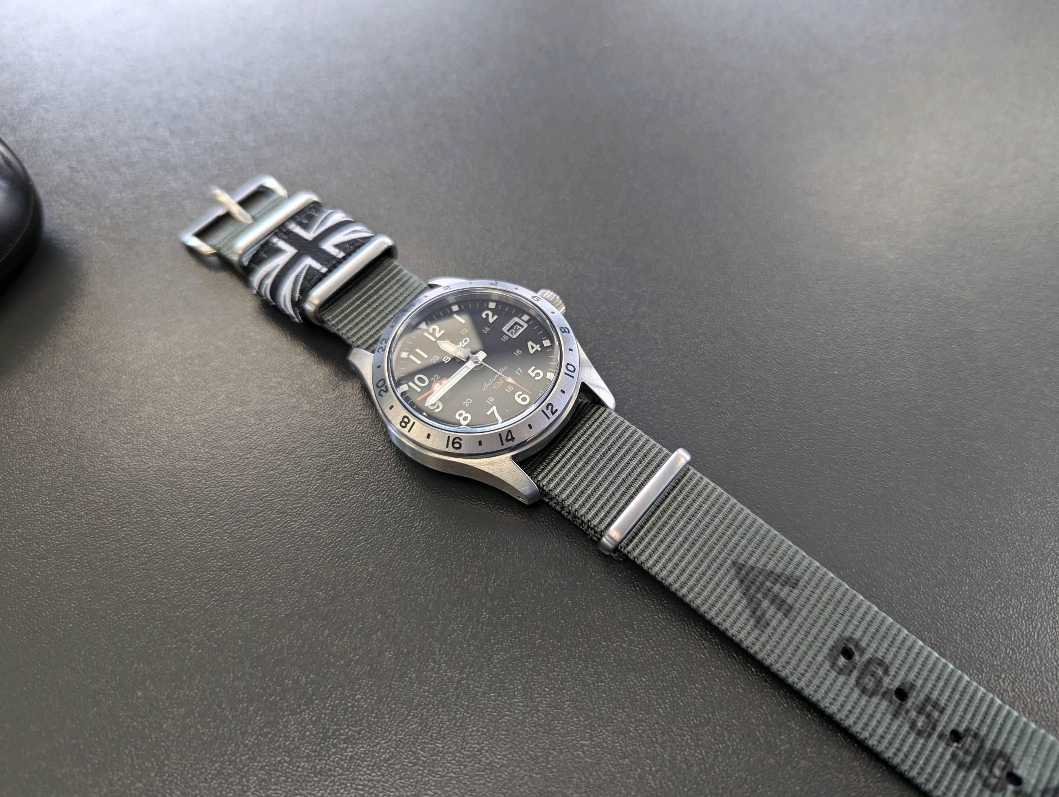 Grey CWC NATO strap on Seiko SSK023 | WatchCrunch