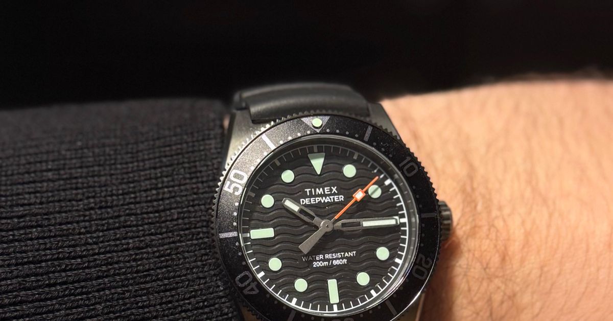 Timex deepwater 200. | WatchCrunch