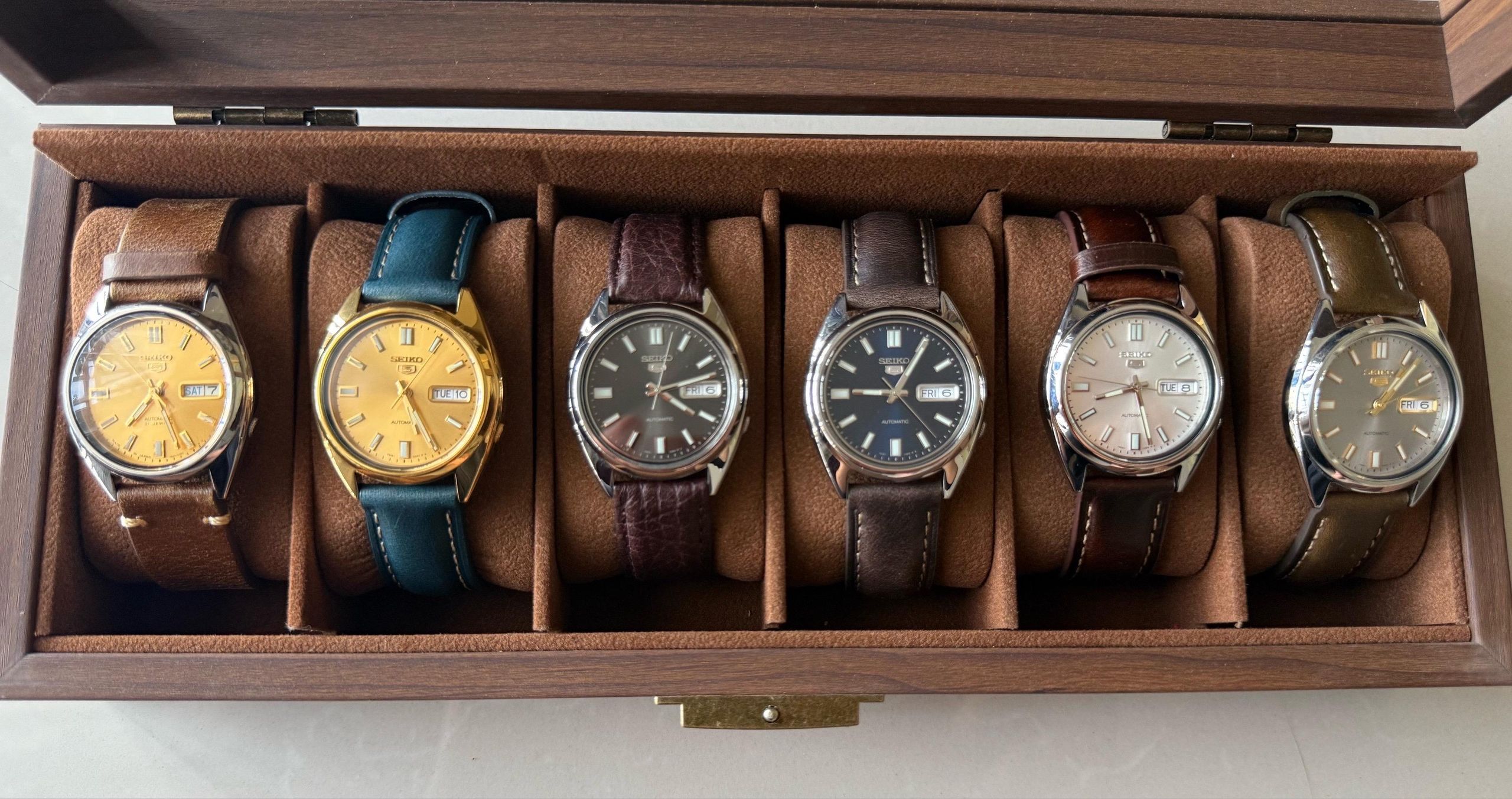 Complete Family | WatchCrunch