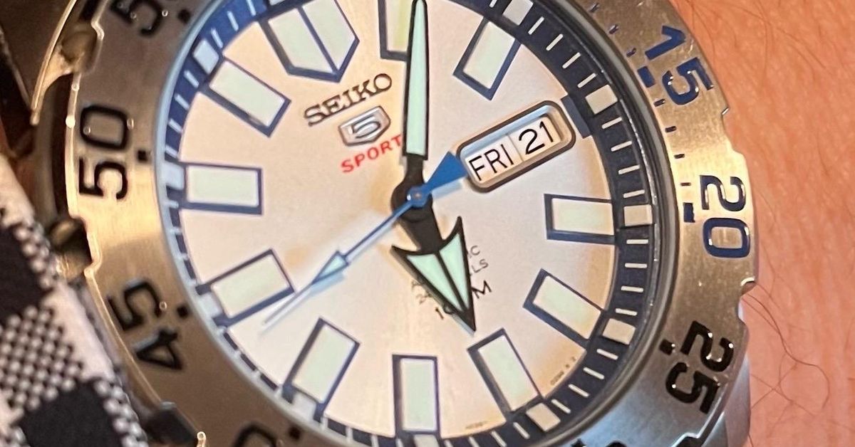 Seiko 5 “Baby Ice Monster” | WatchCrunch