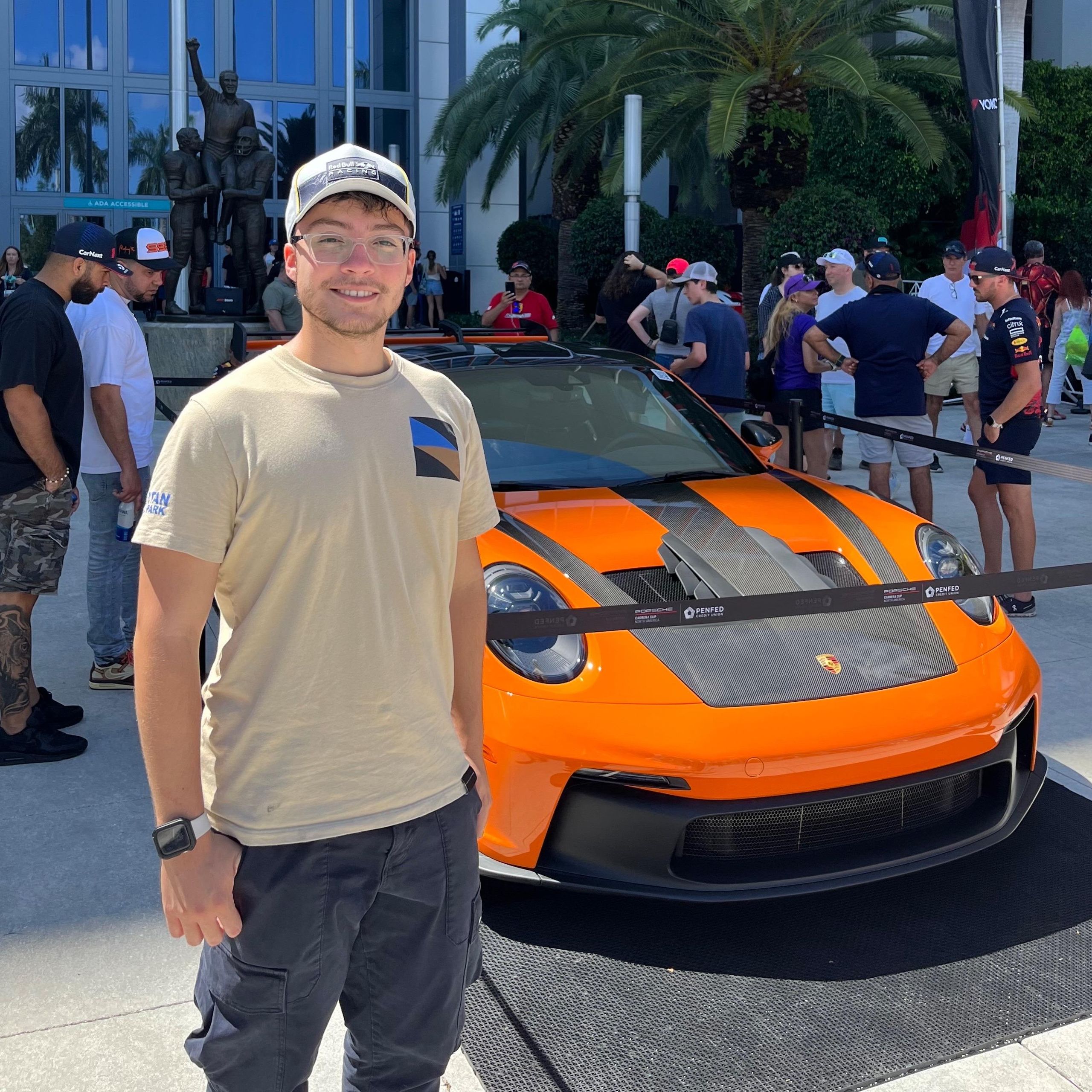 davidparra | WatchCrunch