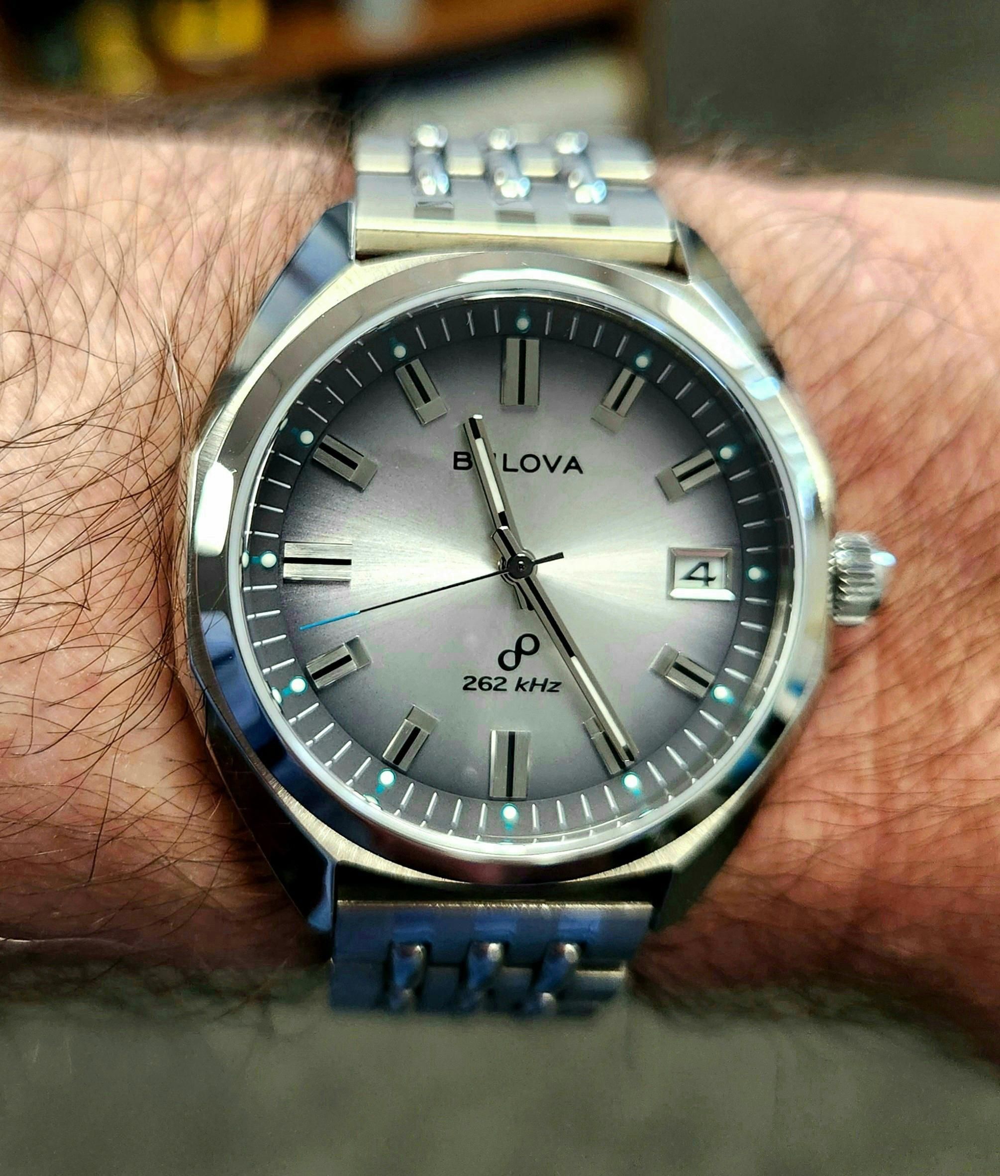 Jet Star in Grey | WatchCrunch